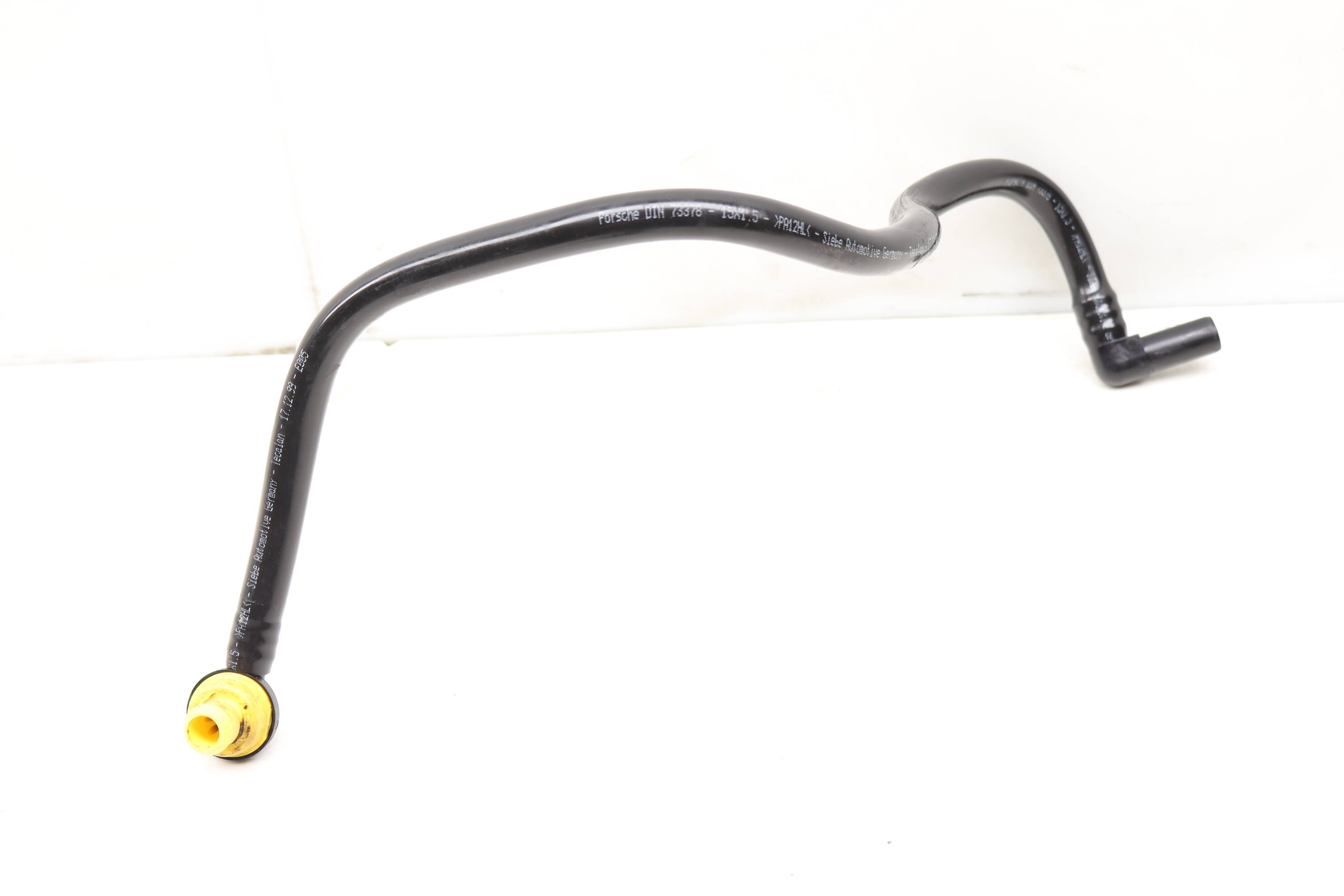 Porsche Brake Booster Vacuum Line / Hose 99635557702