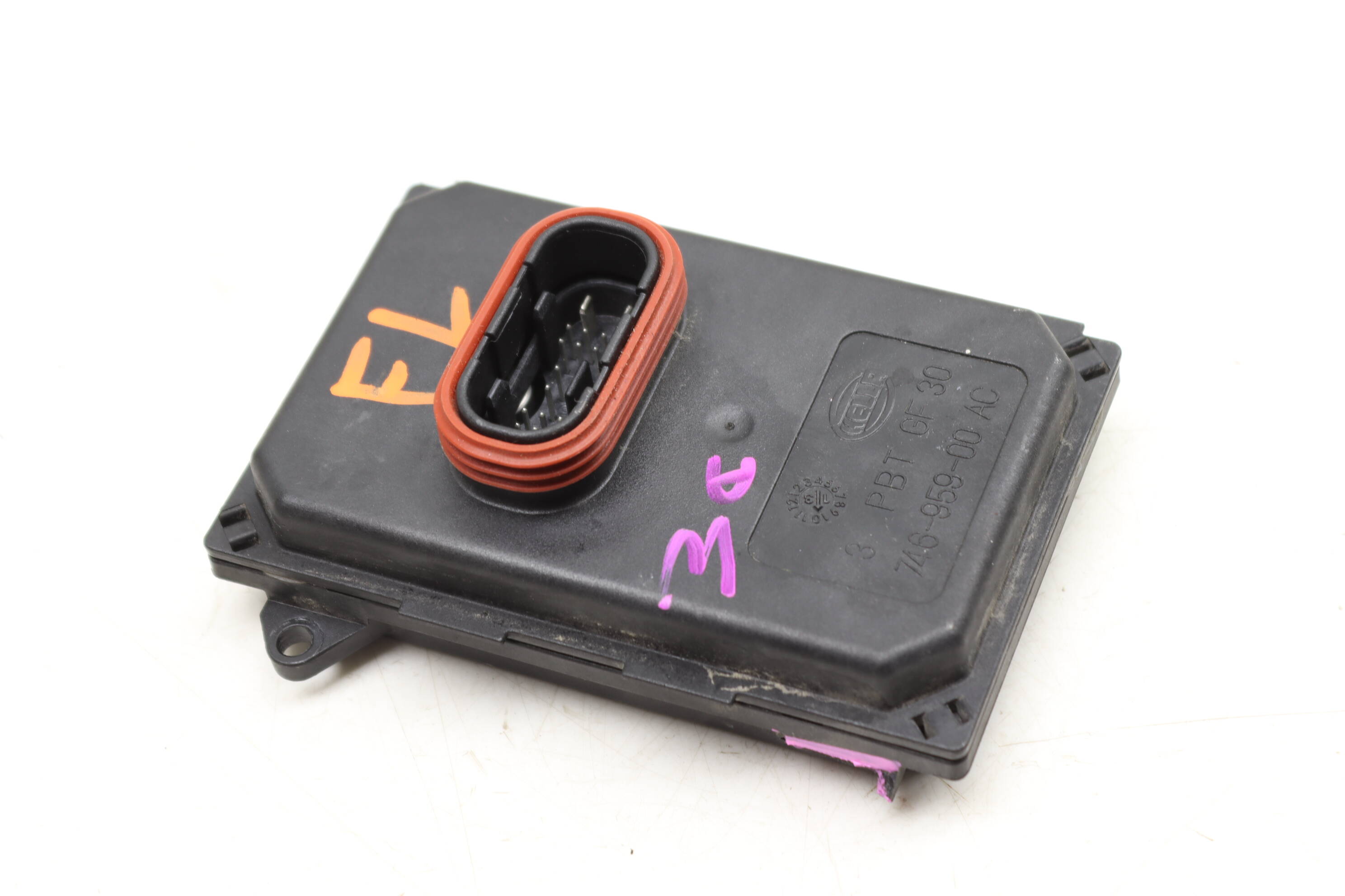 VW Hid / Xenon Headlight Power Module 8U0941329