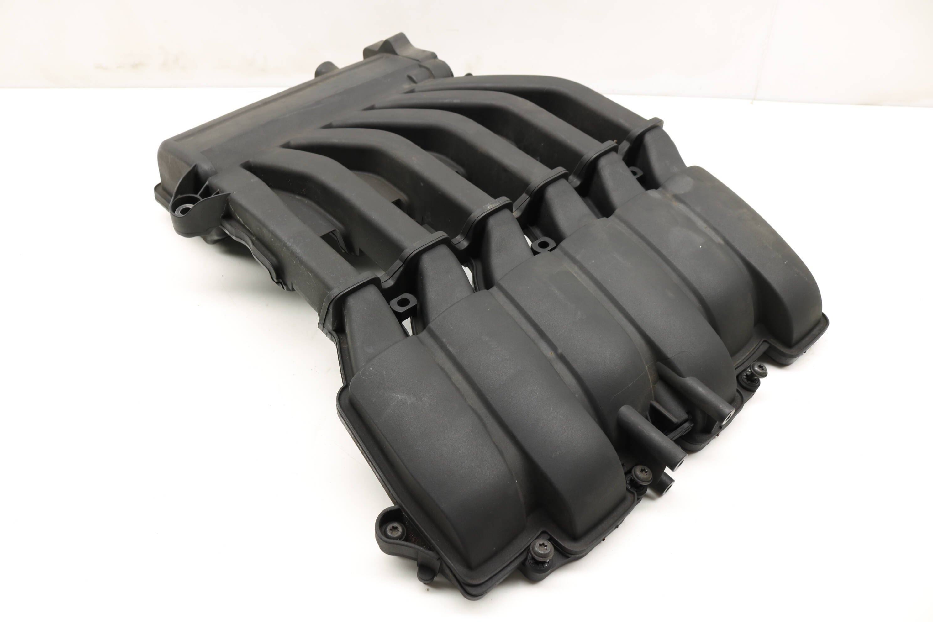 INTAKE MANIFOLD - VW TOUAREG - 03H133201M