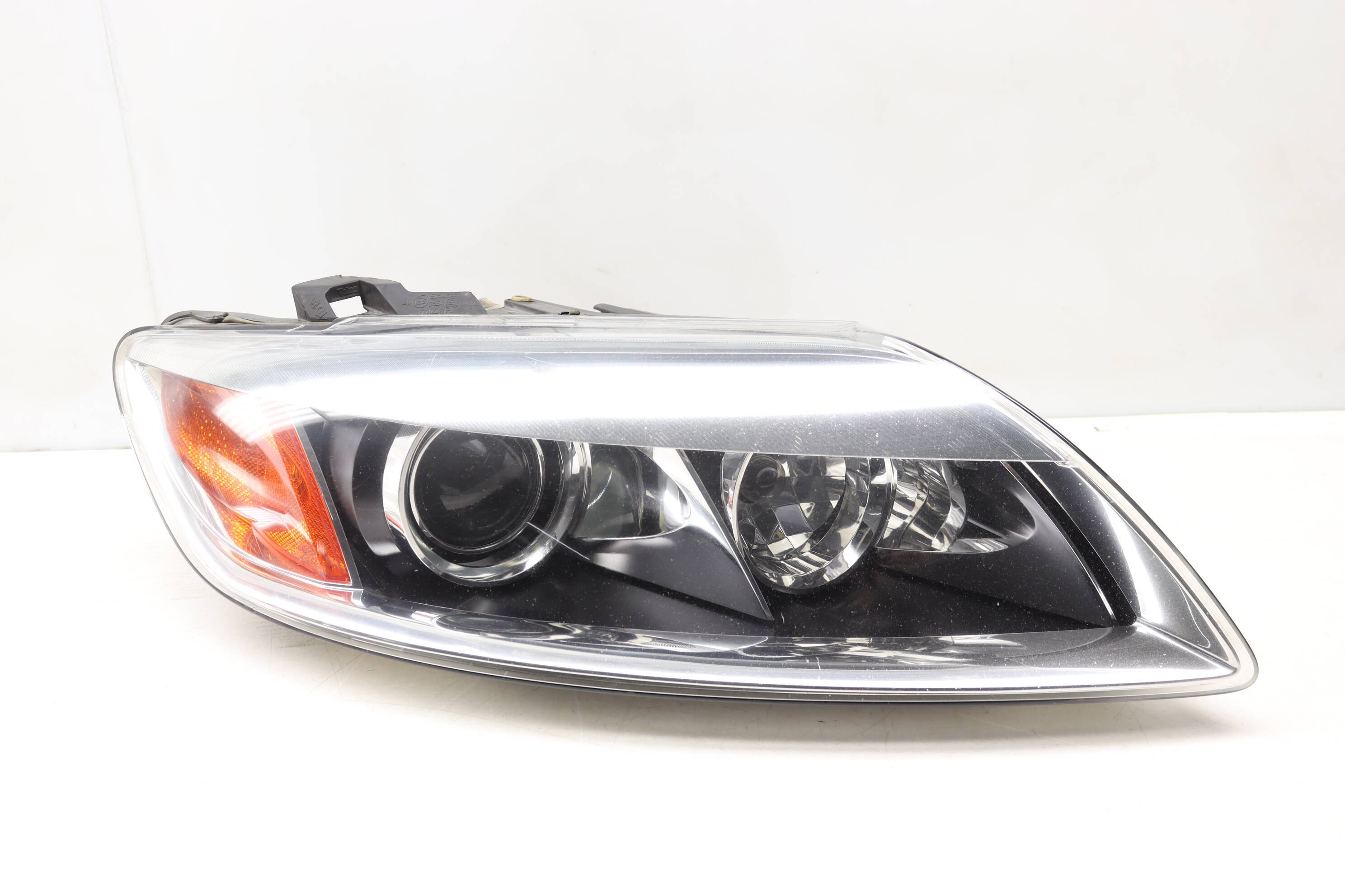 Audi Right Hid Xenon Headlight / Headlamp (Q7) 4L0941004G