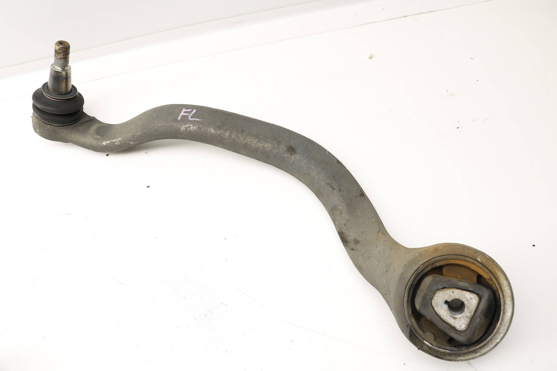 BMW Front Left Lower Control Arm (Curved) (X5, X6) 31126773949