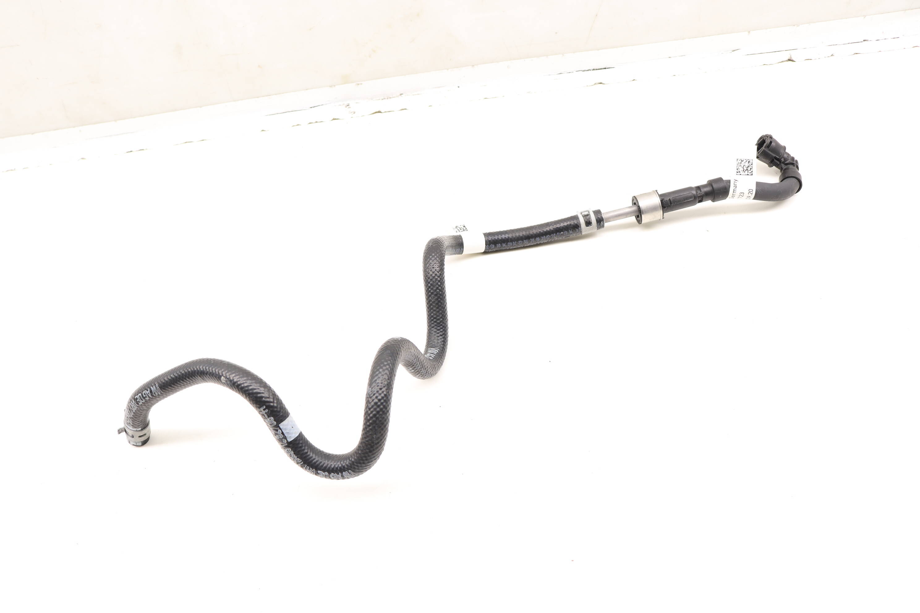 Audi Fuel Line / Hose 8W0201215BE