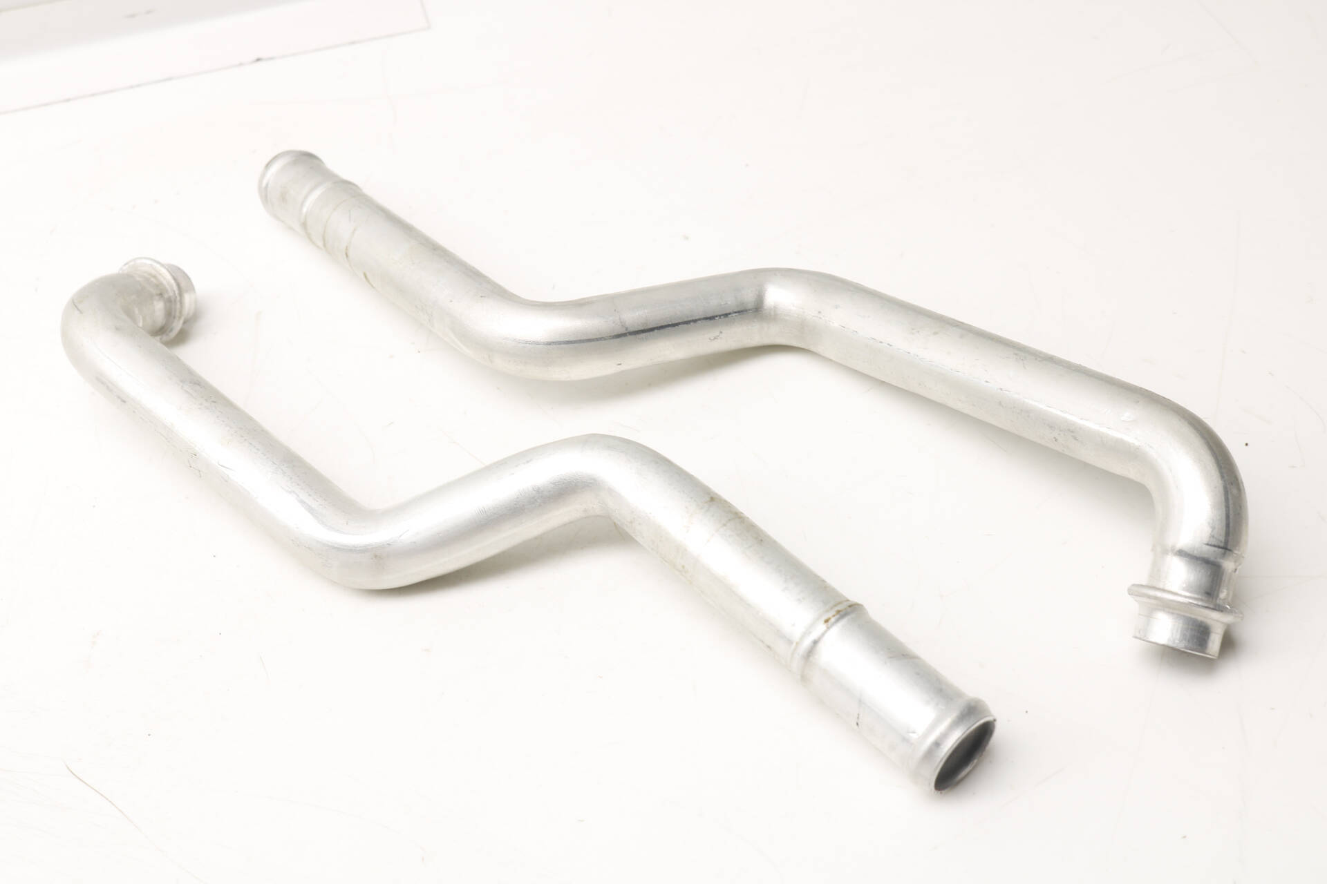 Porsche Heater Core Pipe Set (Macan)