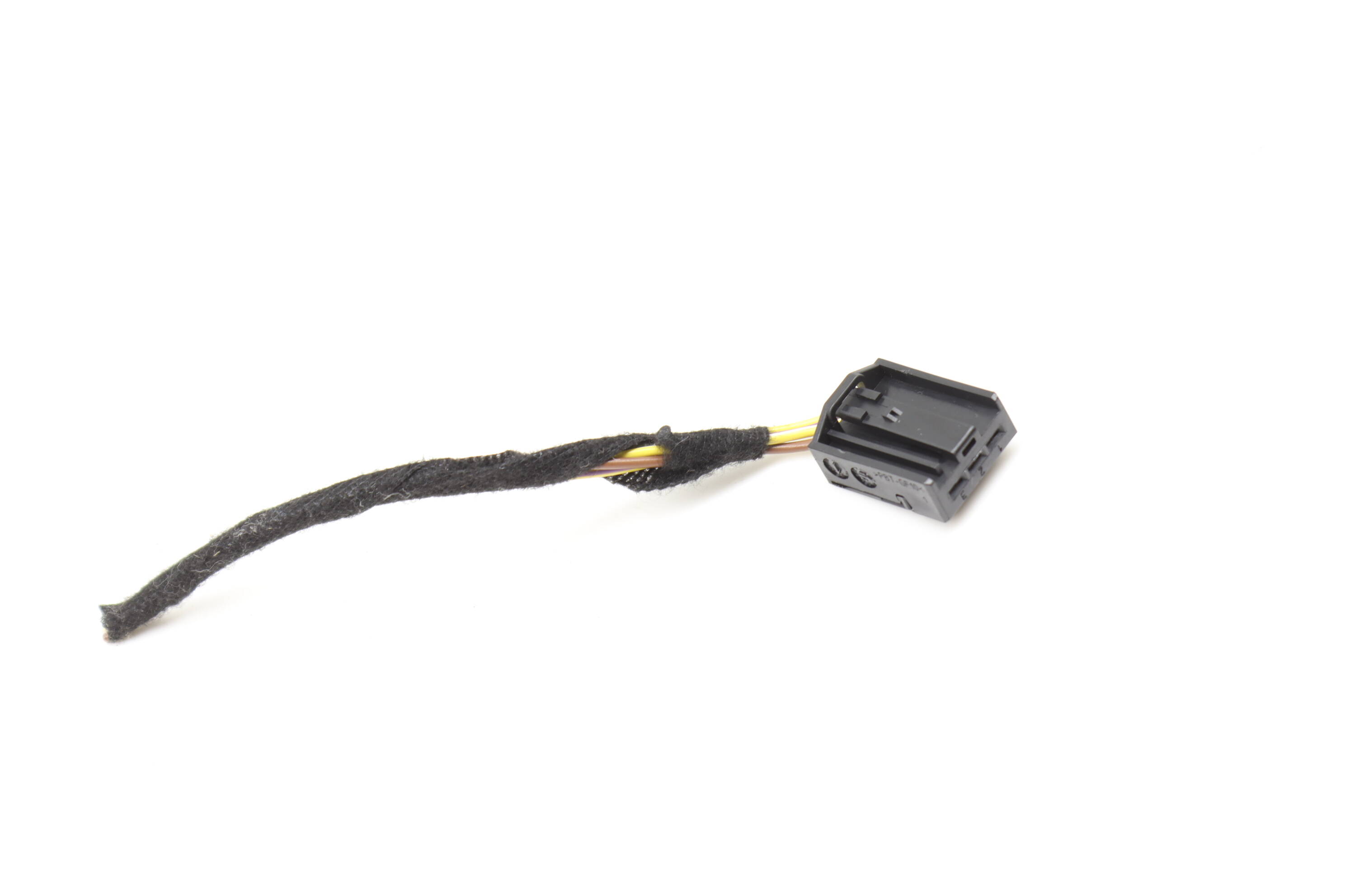BMW Wire / Wiring Connector / Pigtail (3-Pin) 61136984738