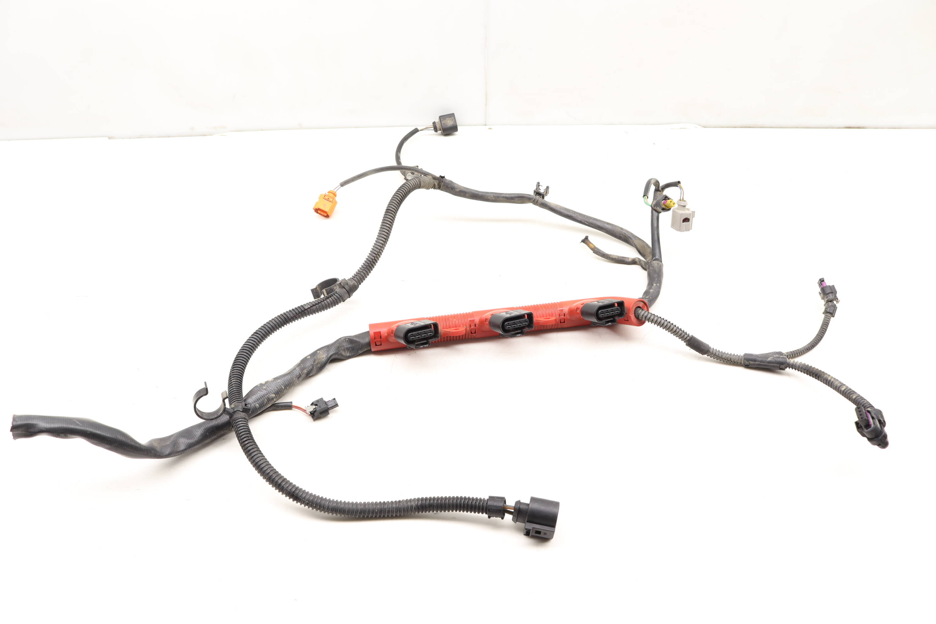 Audi Right Engine / Ignition Coil Wiring Harness 06E971822D