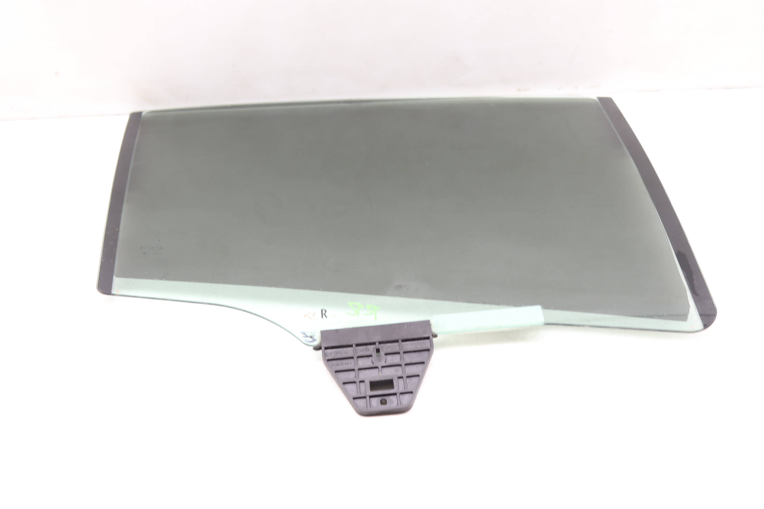 Porsche Rear Right Door Window Glass (Panamera) 97054451200