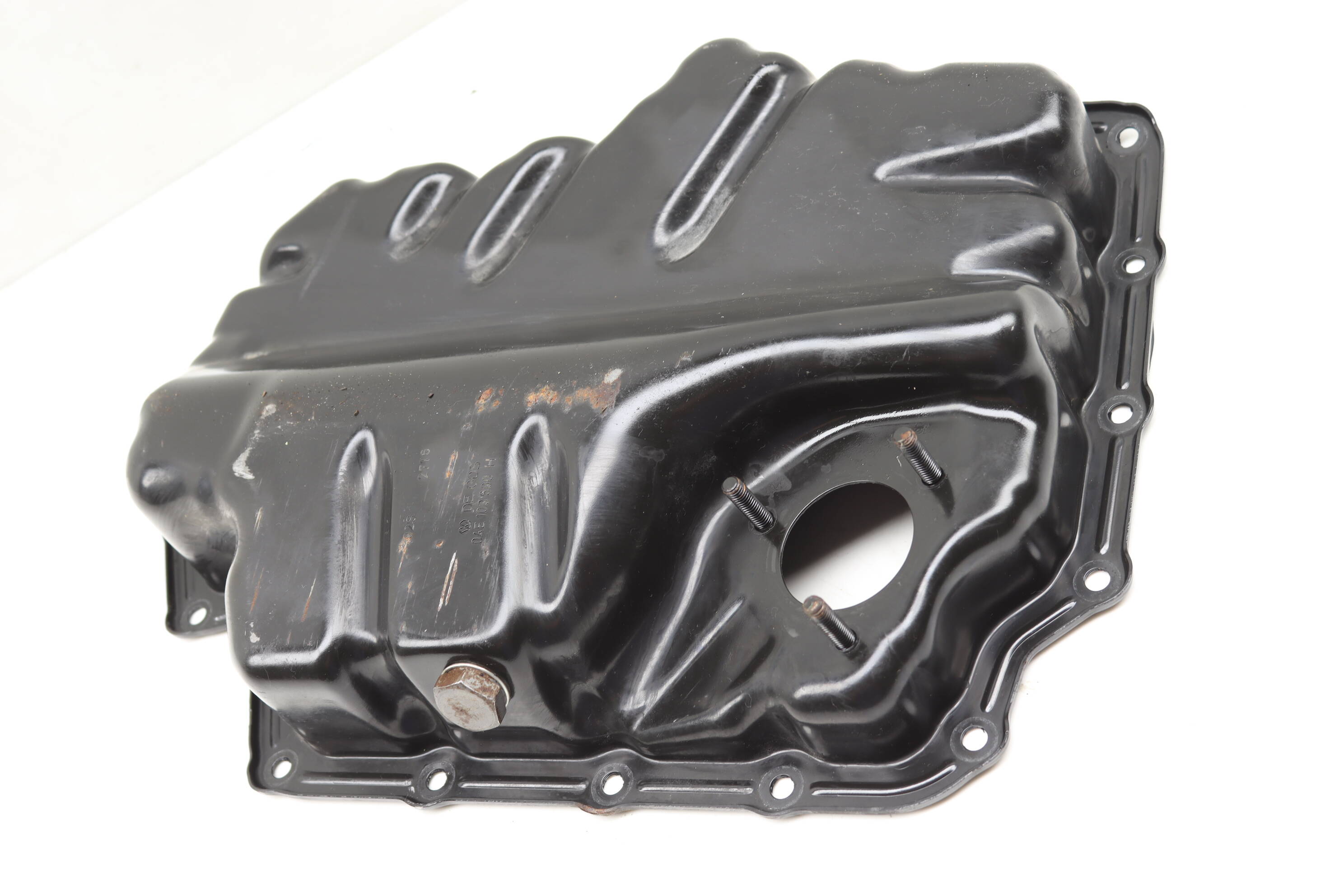 Audi Engine Oil Pan / Sump (A3, A3 Sportback e-tron) 04E103600H