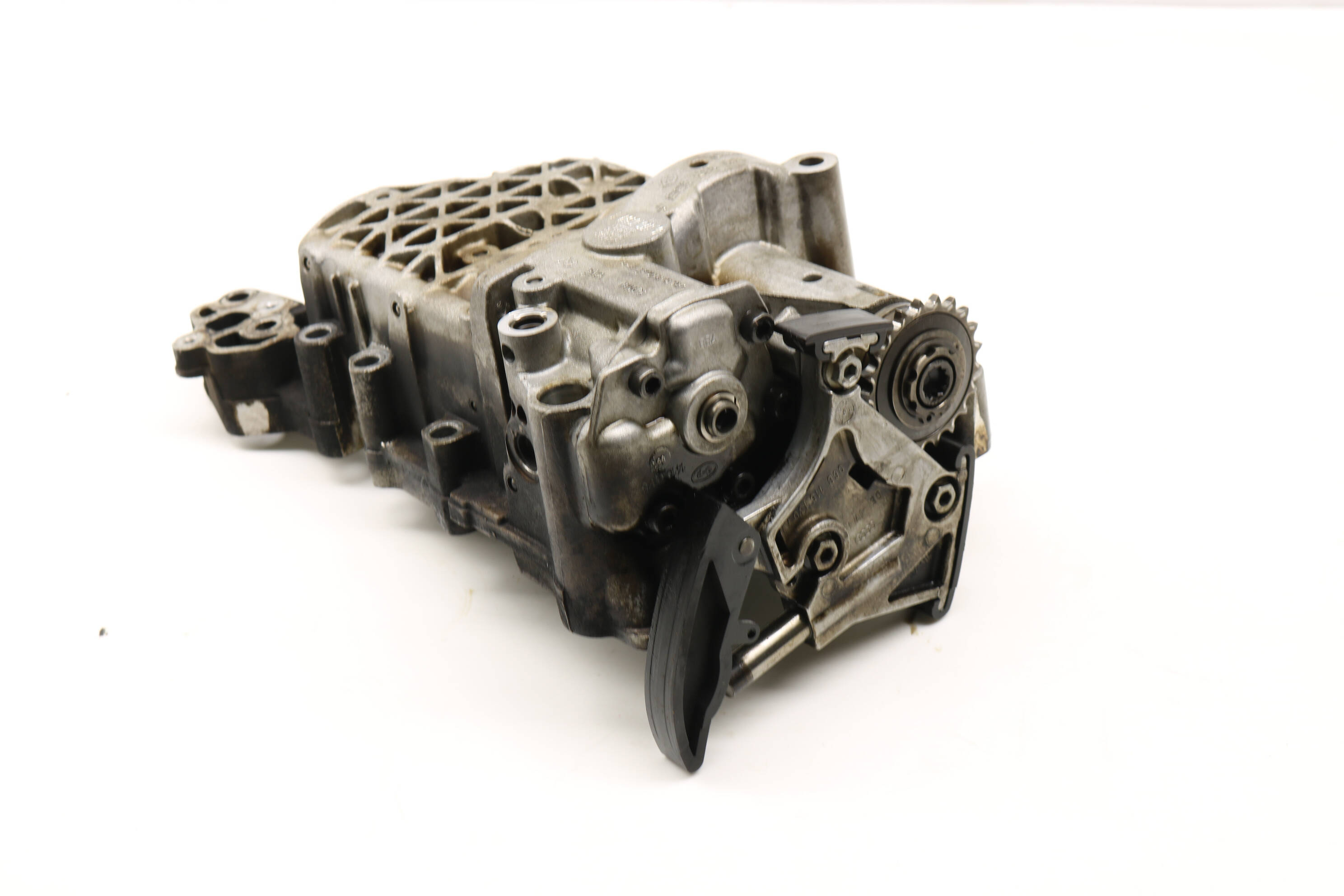 Audi Engine Oil Pump 06B103535F