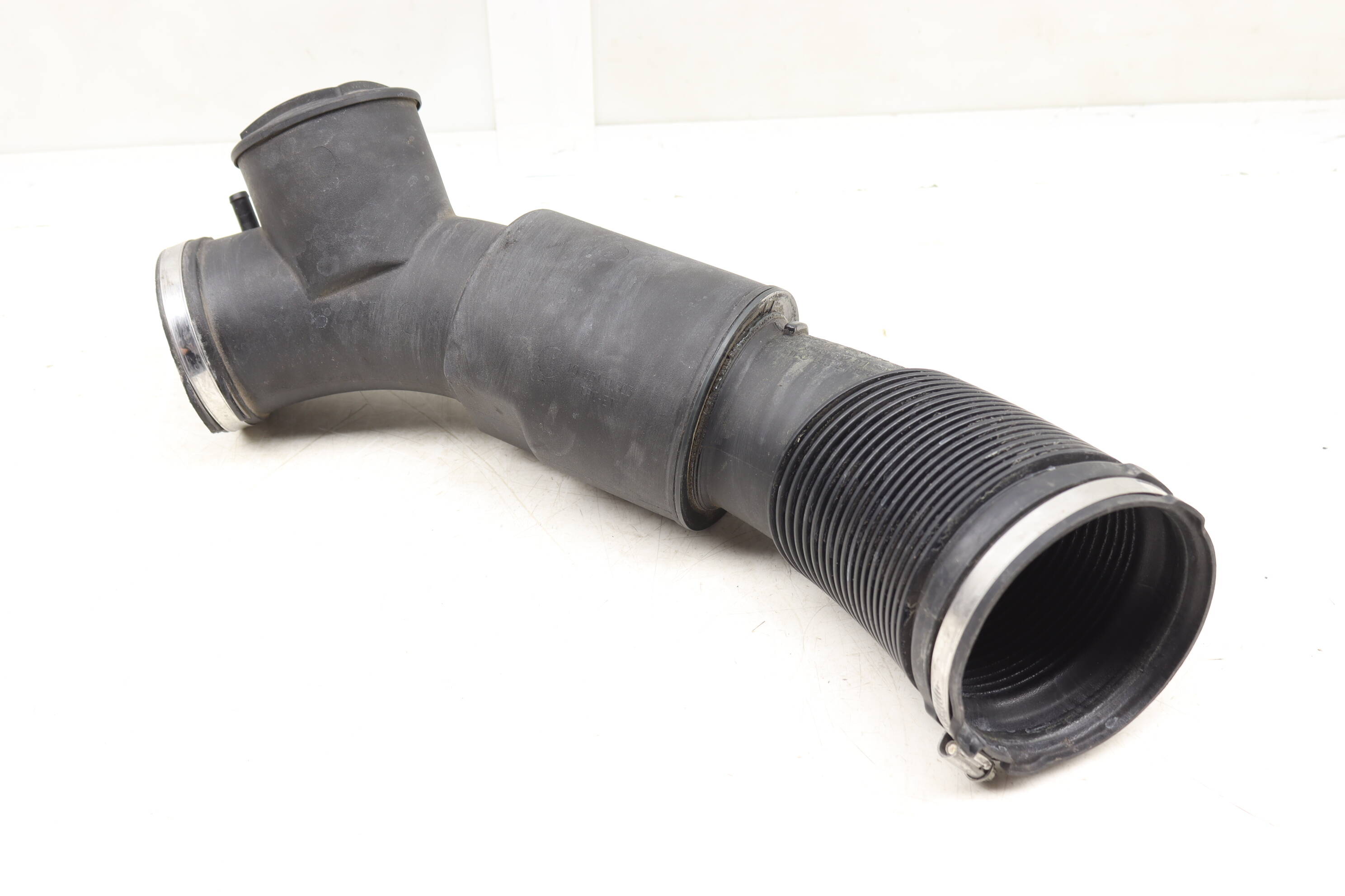 Audi Air Intake Hose / Duct (A6 Quattro, A7 Quattro) 06E129615H