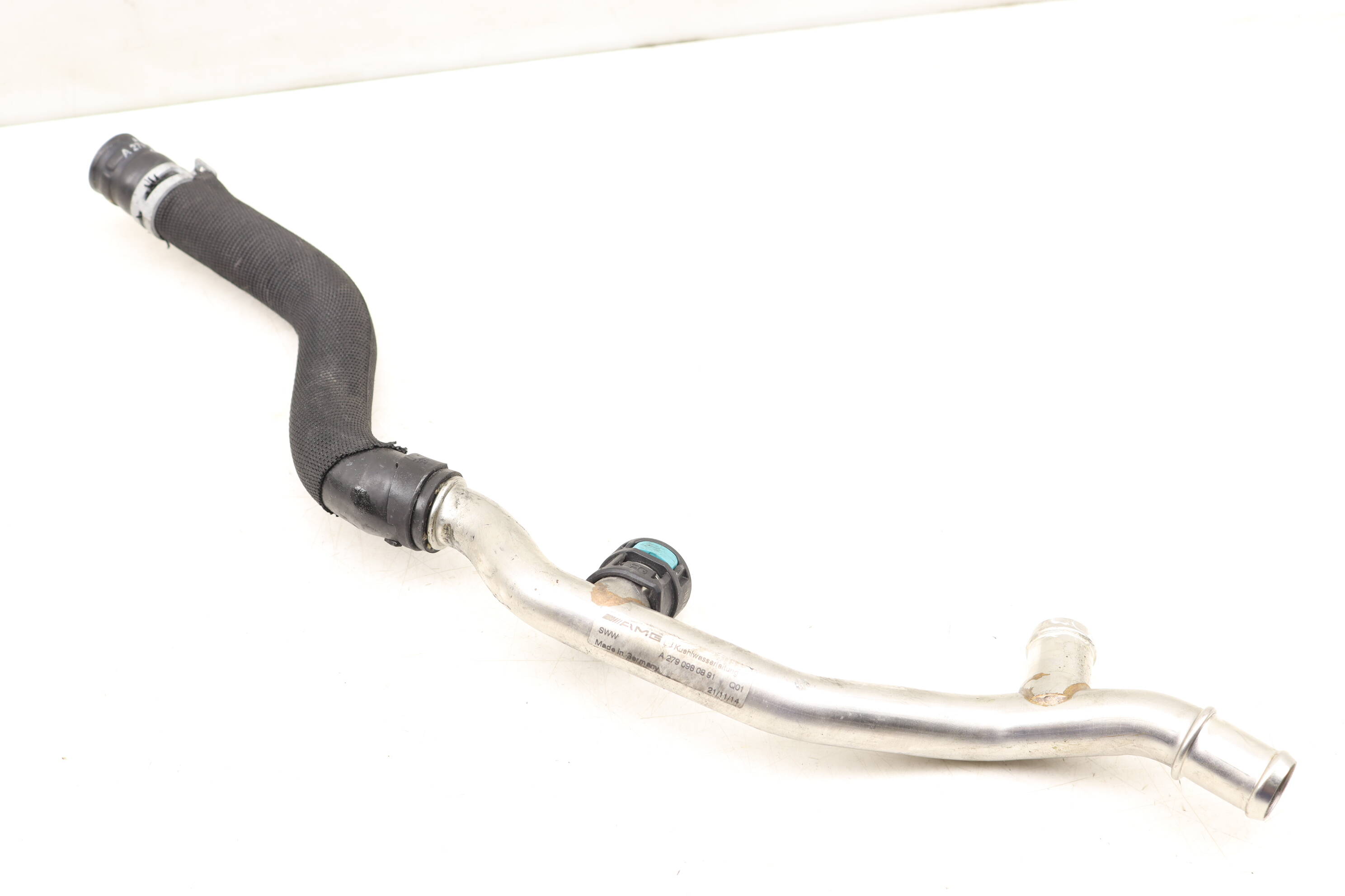 Mercedes-Benz Rear Coolant Line / Pipe 2790980891