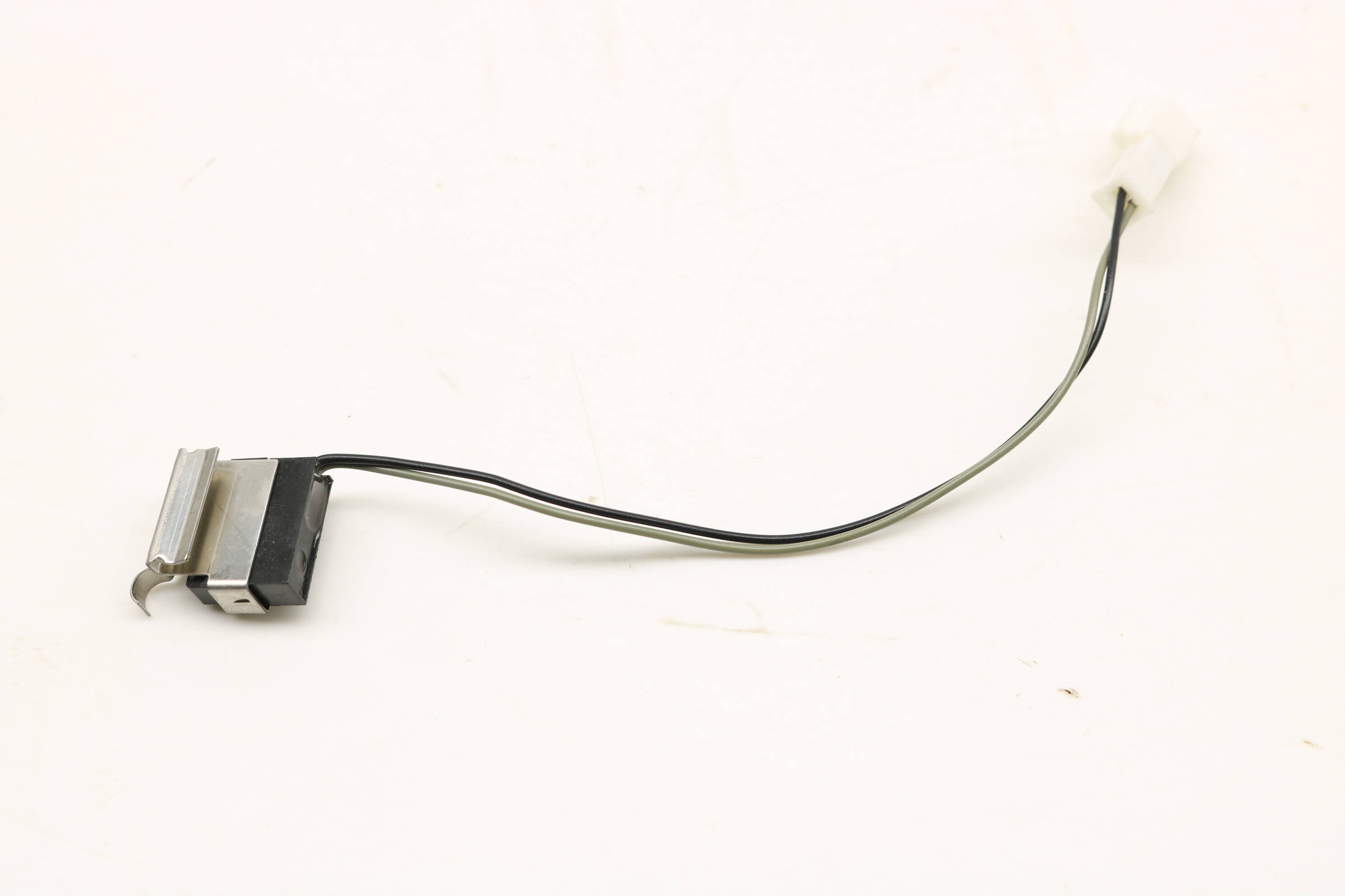 TRUNK MICROSWITCH / MICRO SWITCH - BMW Z4 - 61316916426