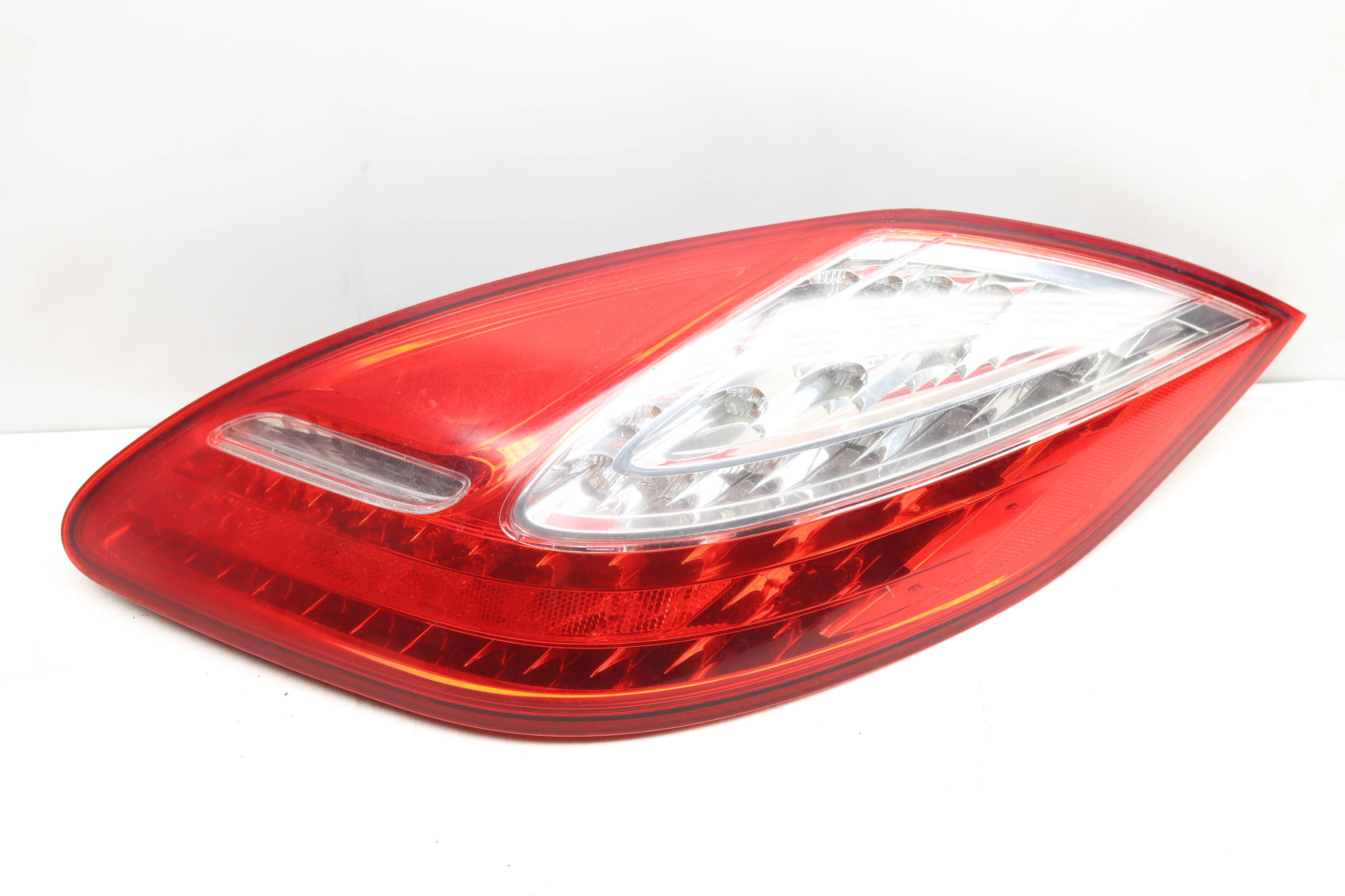 Porsche Right Tail Light / Lamp (Panamera) 97063141603