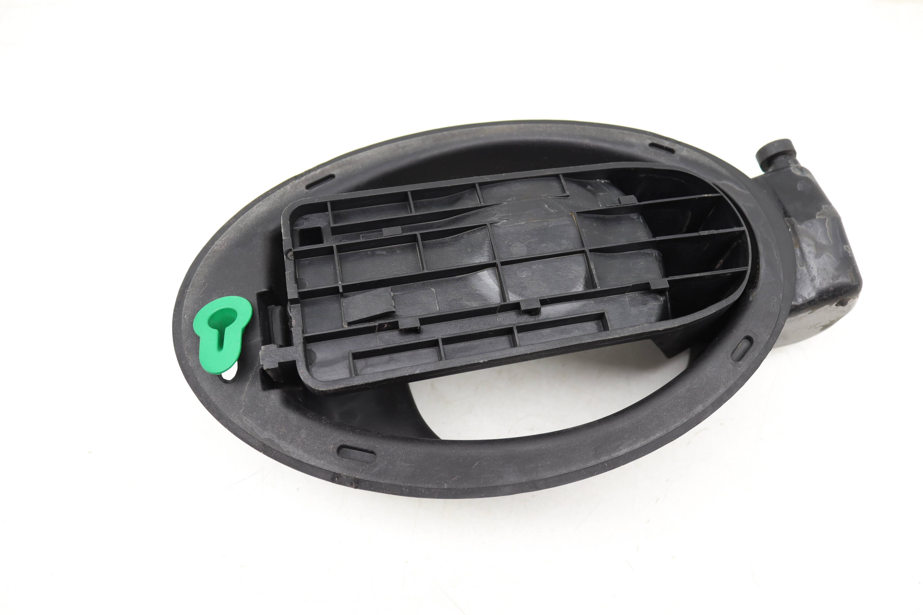 GAS / FUEL FILLER DOOR BRACKET - PORSCHE PANAMERA