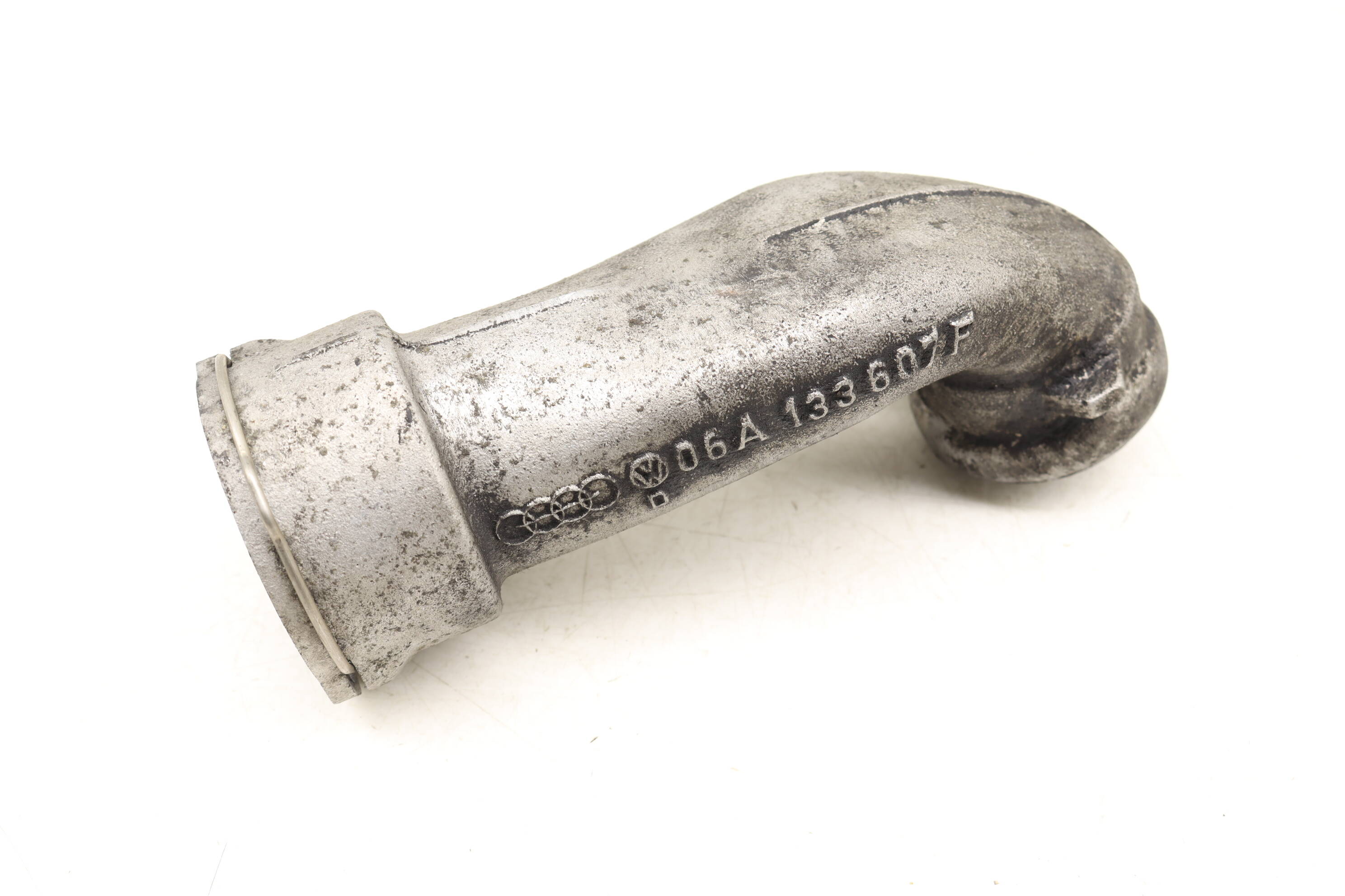 Audi Turbo Intercooler Pipe / Tube (TT Quattro, TT) 06A133607F