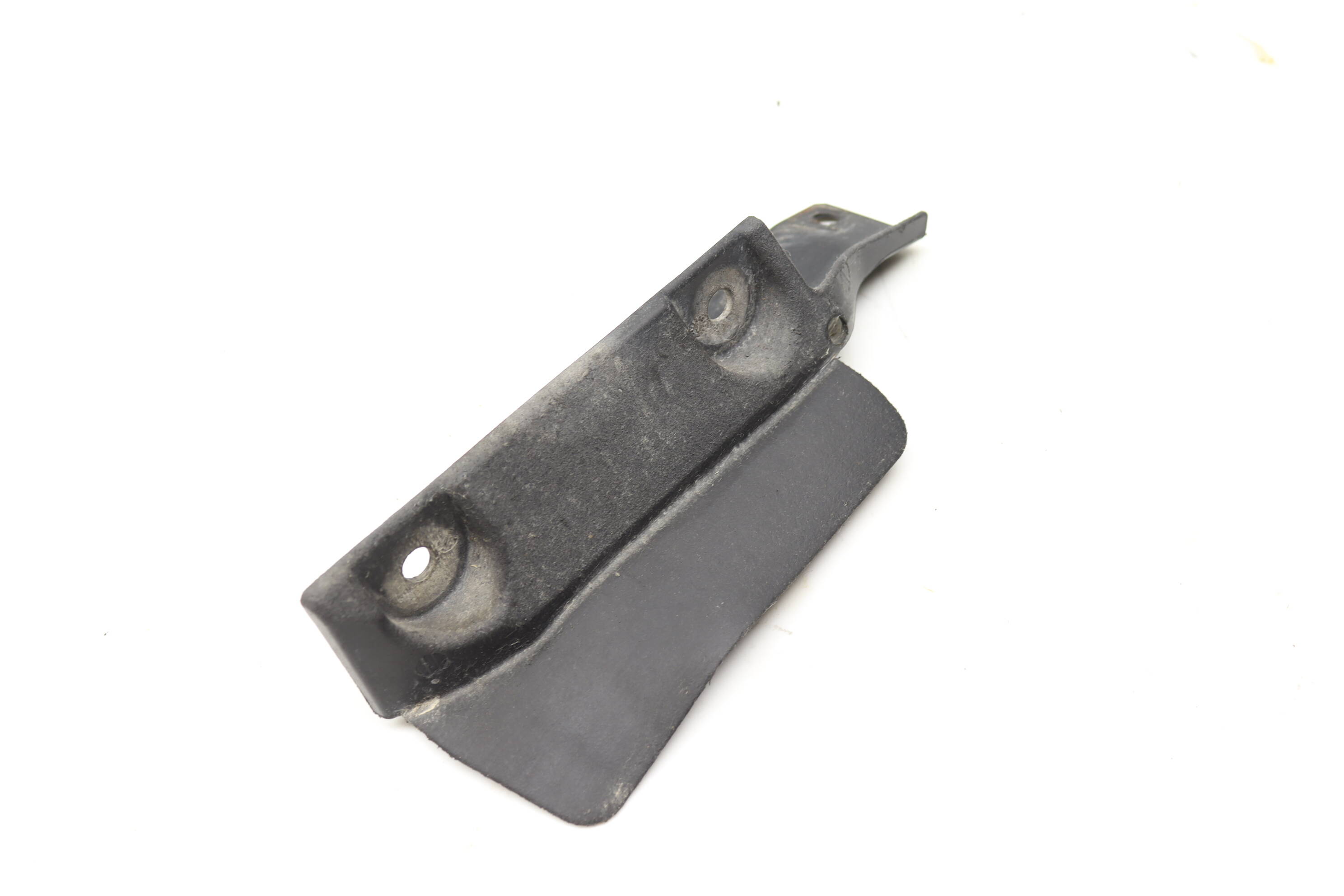 BMW Rear Right Fender Liner Deflector Lip (X5) 51757290668