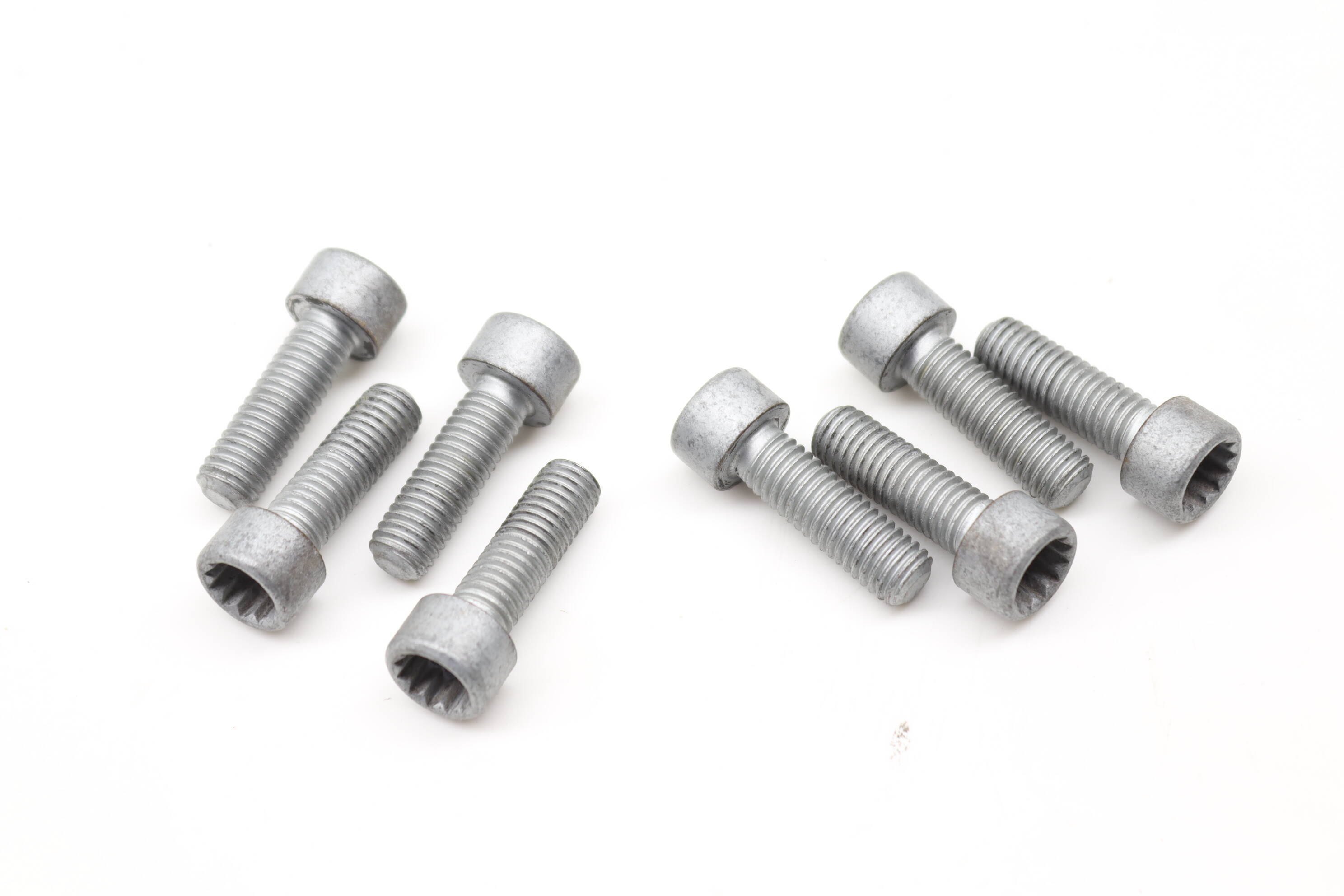 Audi Harmonic Balancer / Crankshaft Pulley Screw / Bolt Set (8)