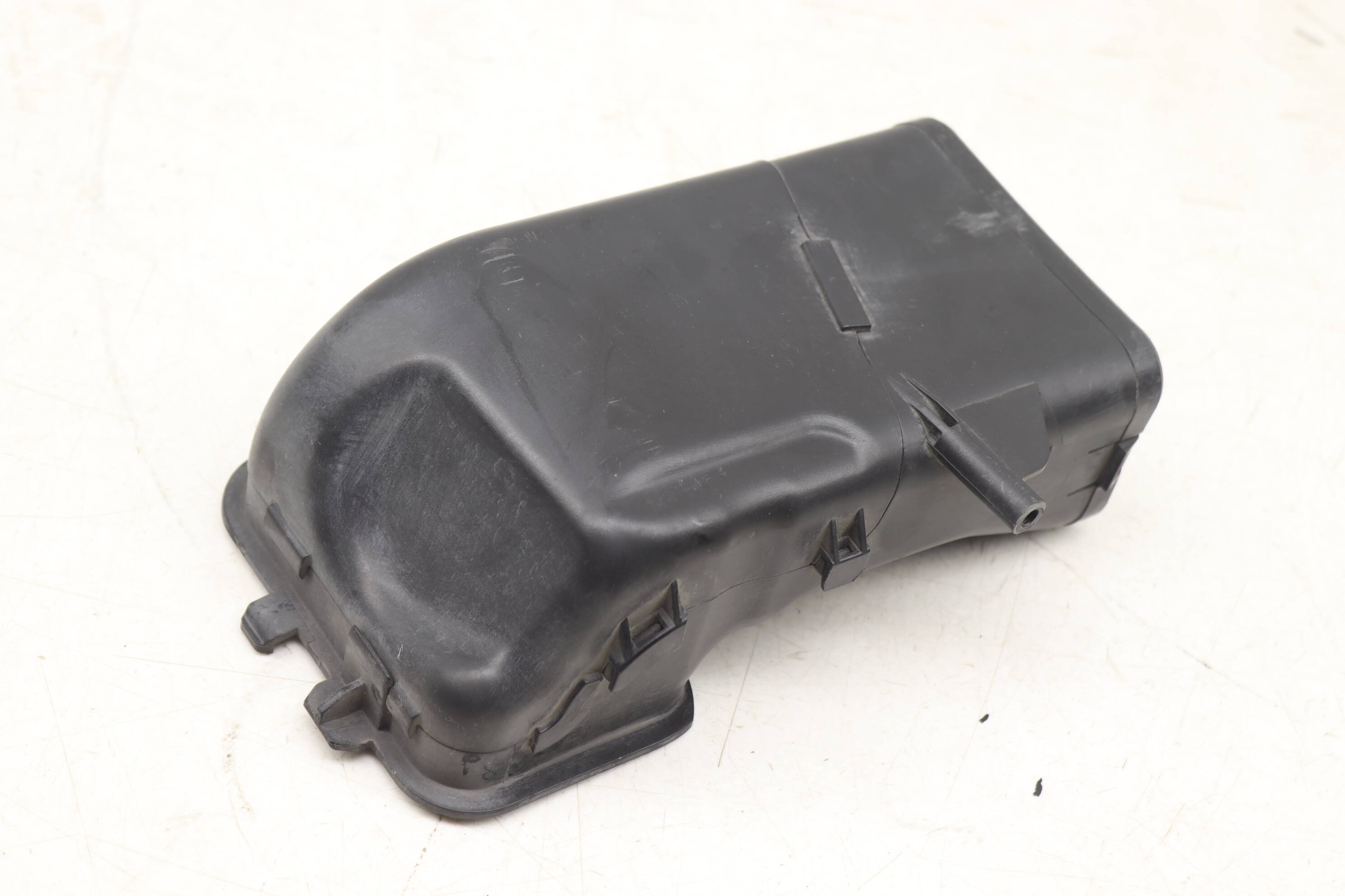 BMW Front Right Air Intake Duct 13717577470