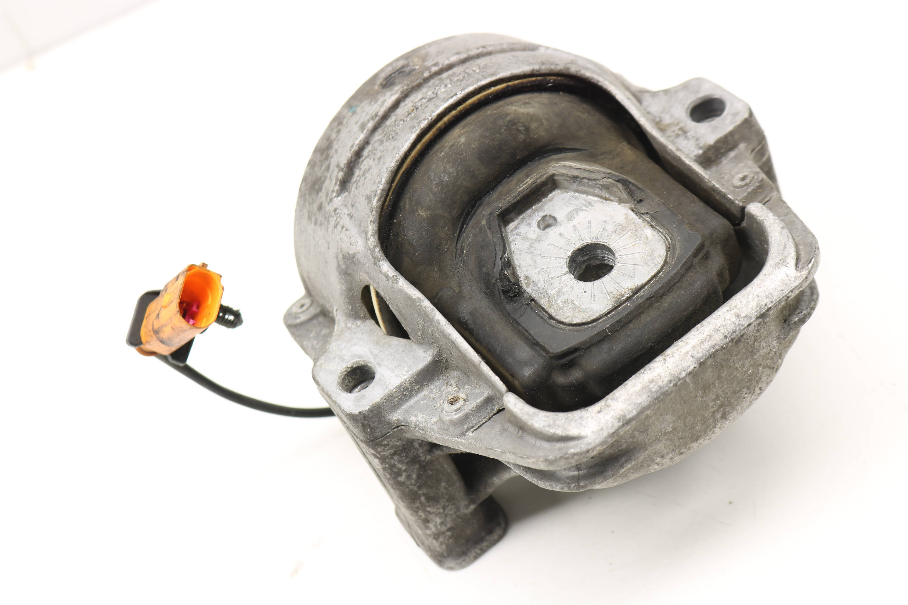 Audi Engine / Motor Mount 8K0199381NQ