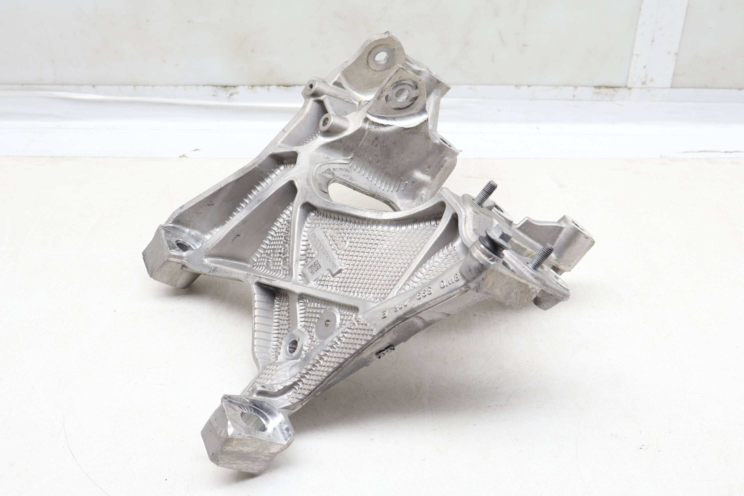 Audi Left Subframe / Sub Frame Mount Bracket 8W0399295E