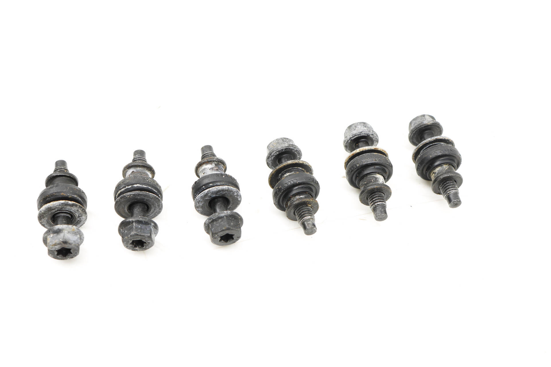 OEM Used Volkswagen Beetle Fasteners | Clips | Bolts Parts