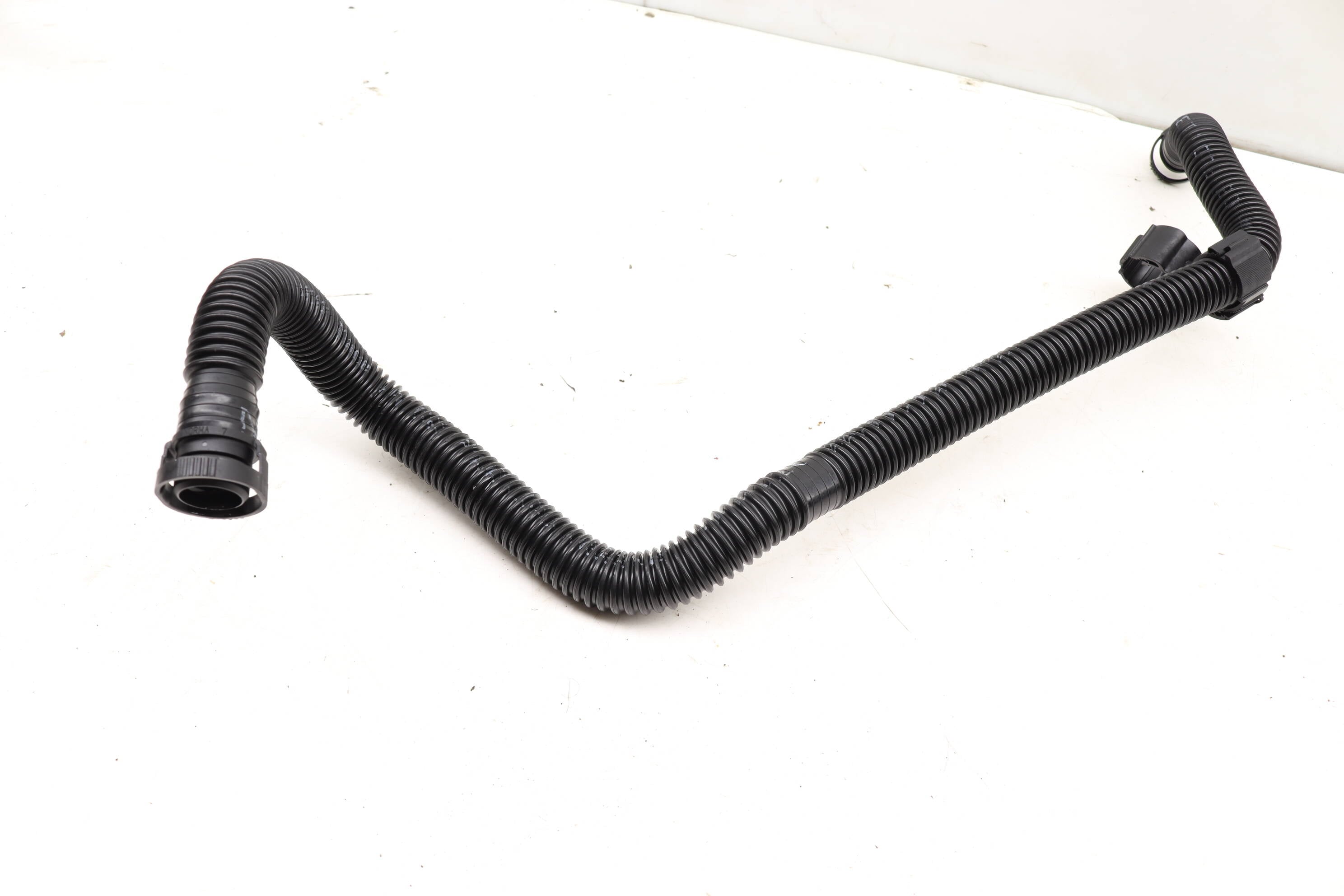 Audi Secondary Air Pump Hose / Line (Q7) 7L0131625B