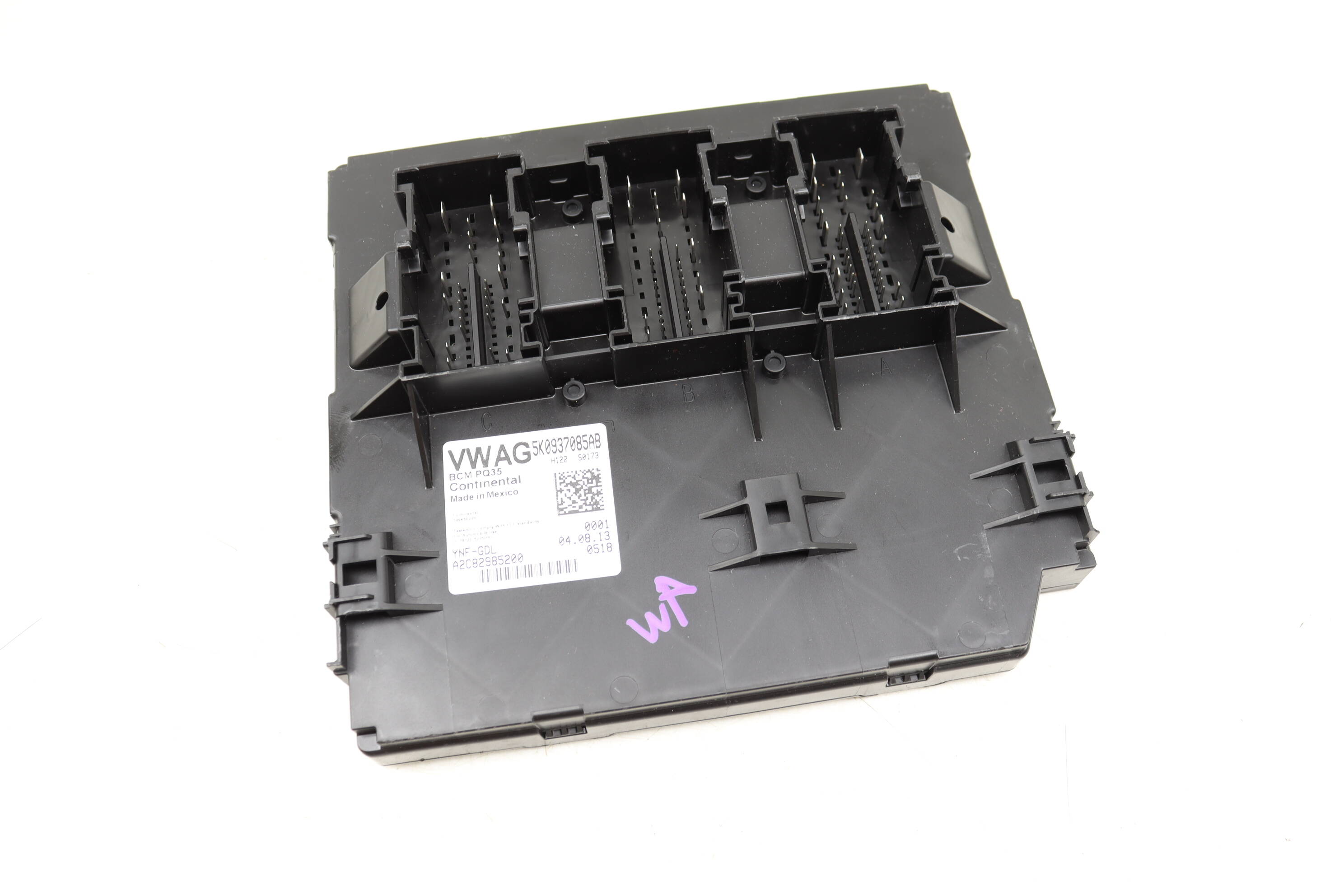 VW Body Control Module / Bcm (Passat) 5K0937085AB