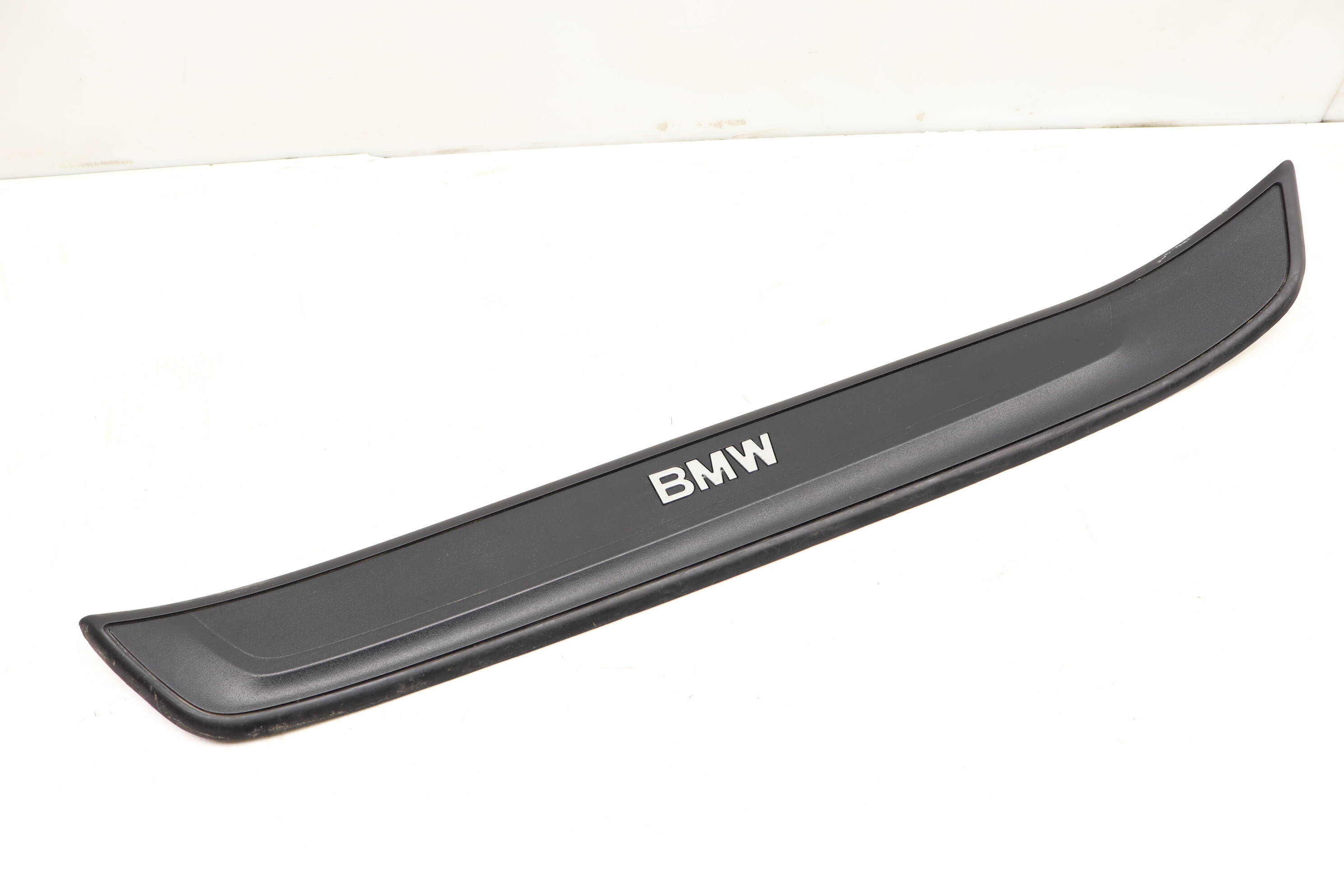 BMW Front Left Door Sill / Scuff Plate (X1) 51472990843