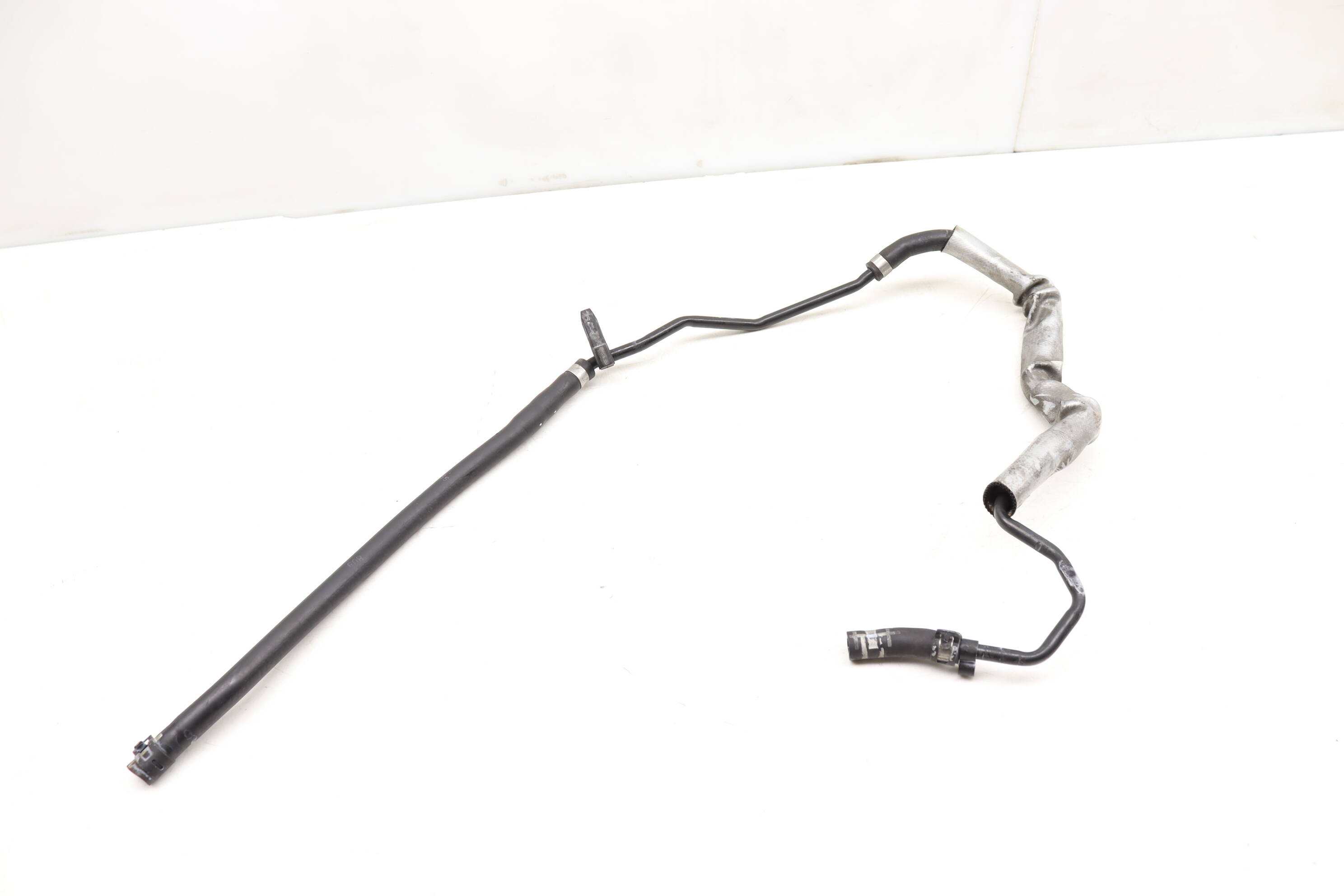 COOLANT RESERVOIR HOSE / LINE - AUDI Q7 - 7L8122447F