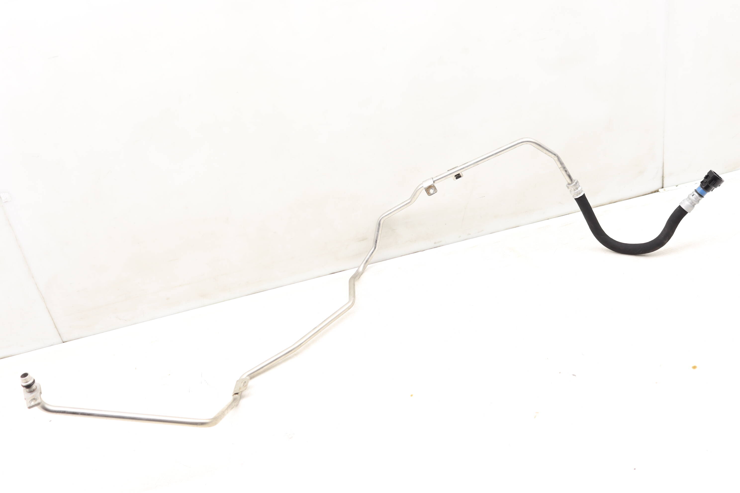 Porsche Transmission Cooler Line / Pipe (Macan) 95B317817A
