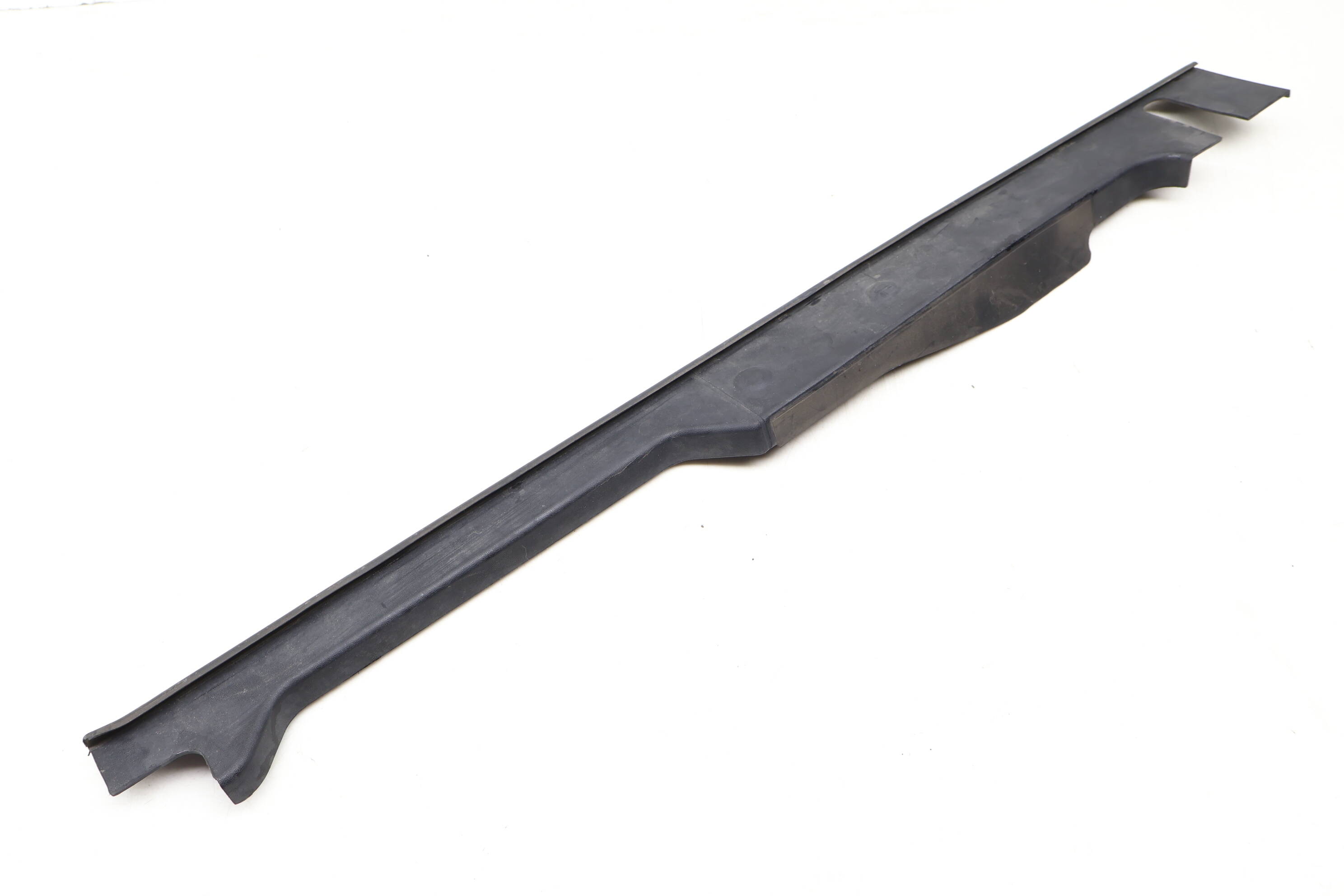 Audi Left Fender Trim / Cover 8W6820581E