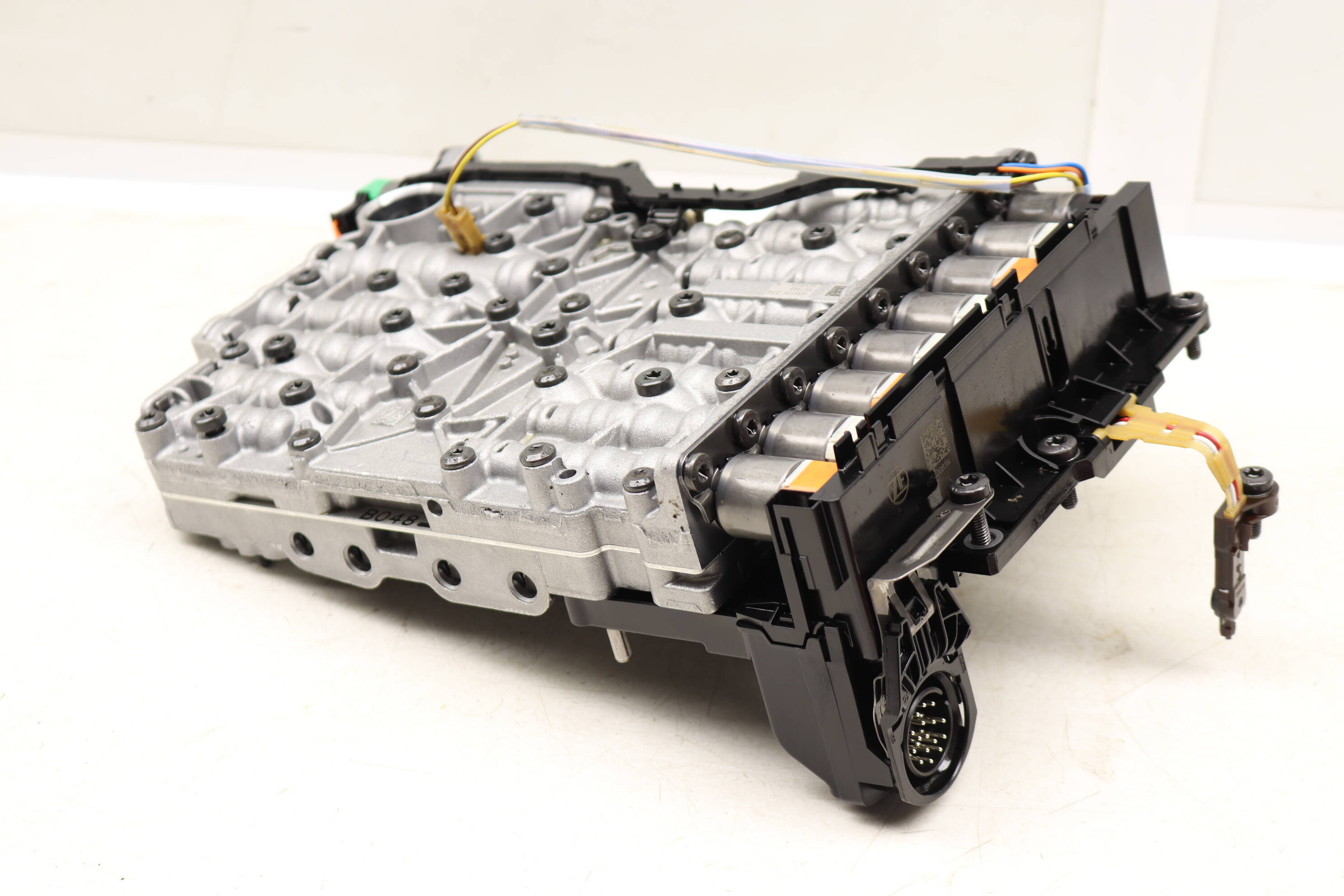 BMW Transmission Valve Body / Mechatronic (Ga8hp45z) 24347647840