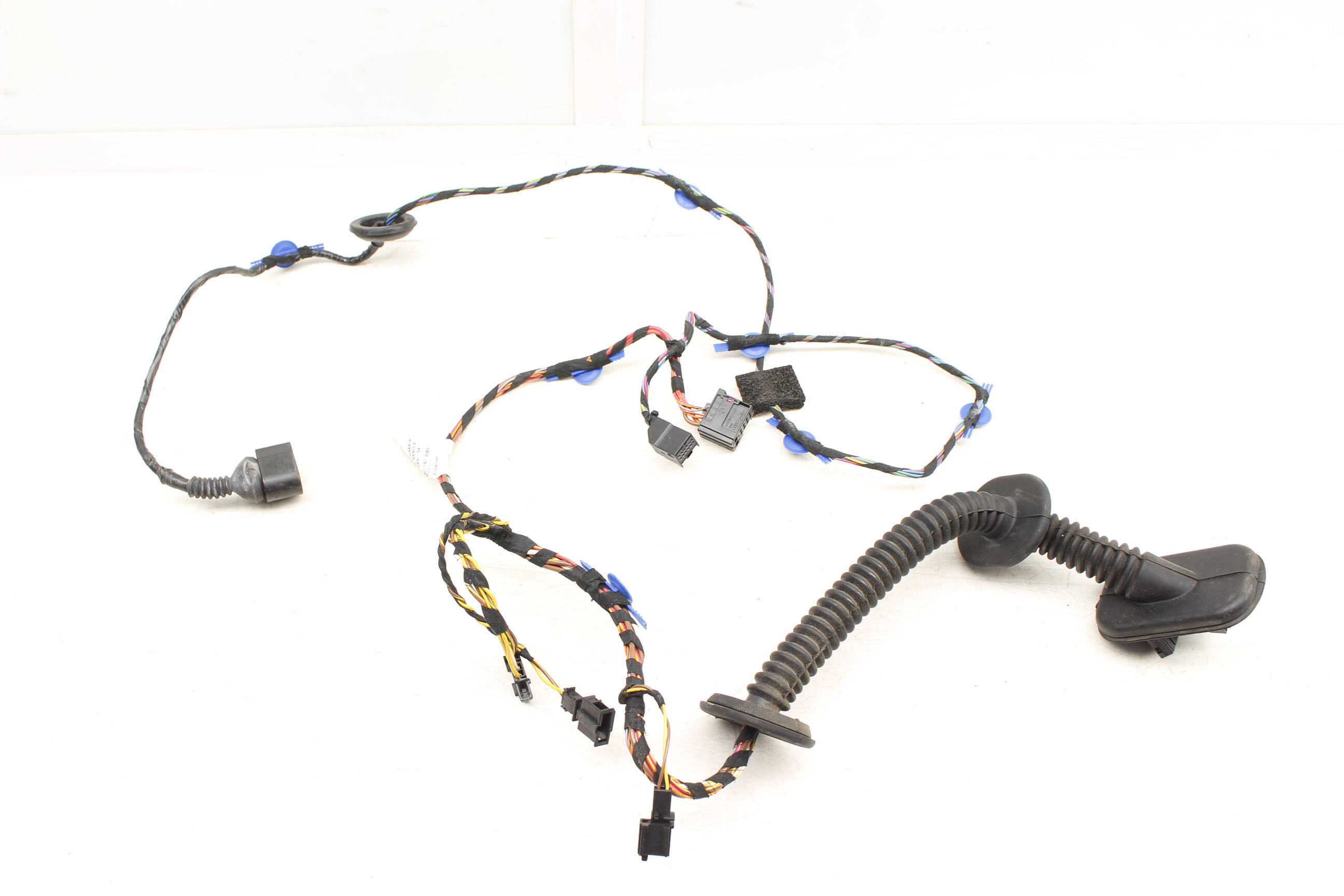 VW Front Door Panel Wiring Harness (Touareg) 7L6971120