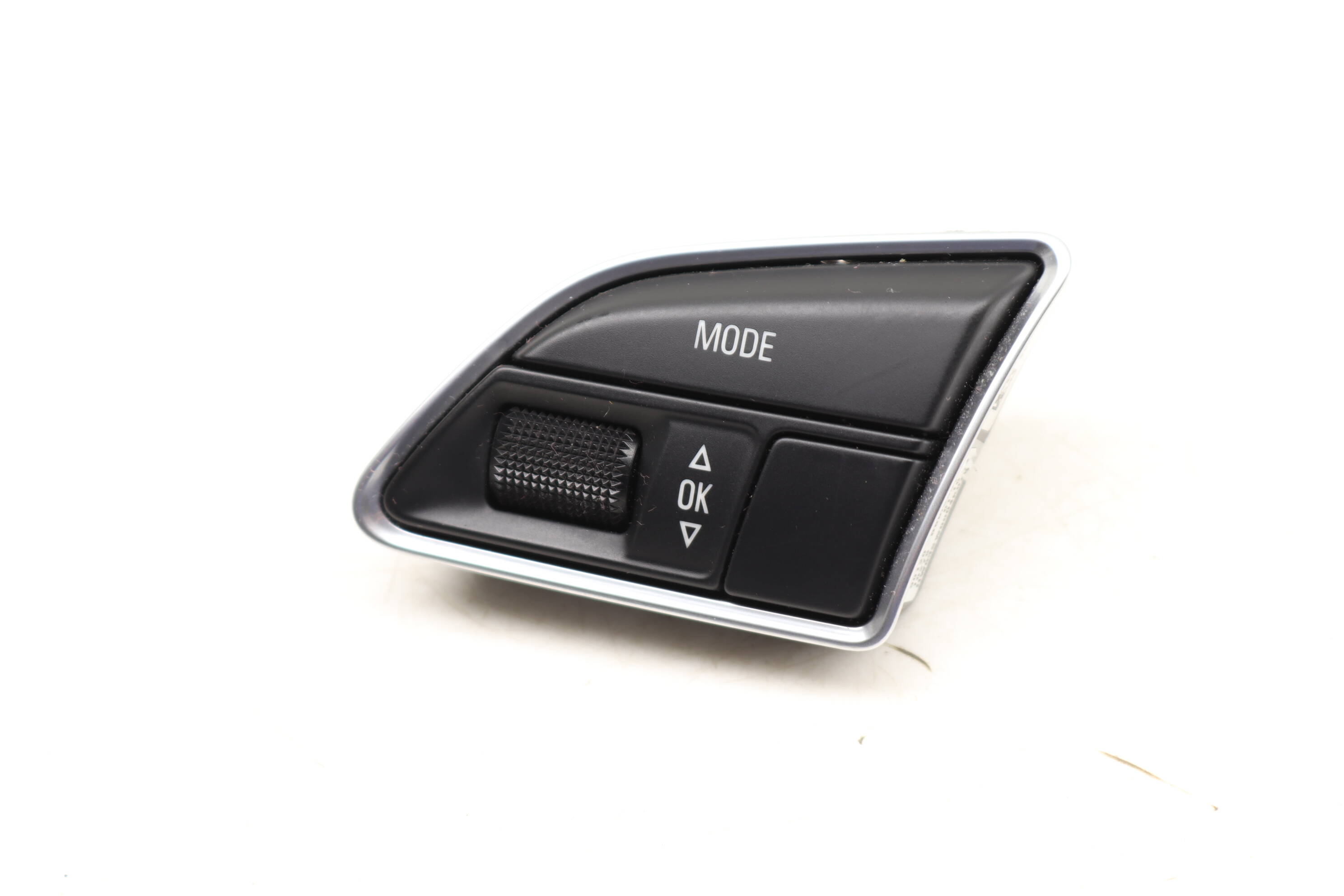 STEERING WHEEL PADDLE SHIFTER SET - AUDI A3 A4 A5 A6 A7 - 4H0951523F