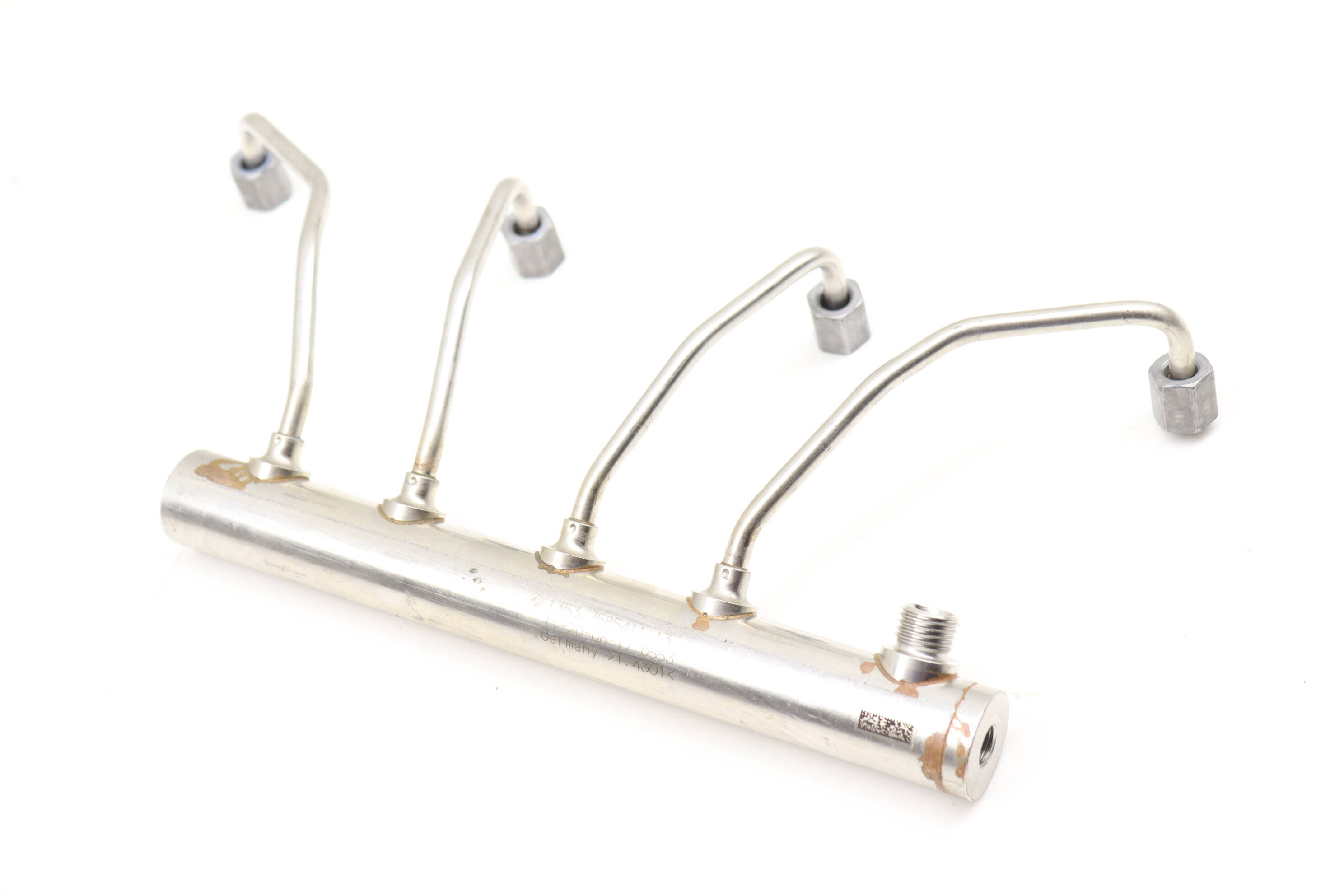 BMW High Pressure Fuel Rail / Pipe 13537585411