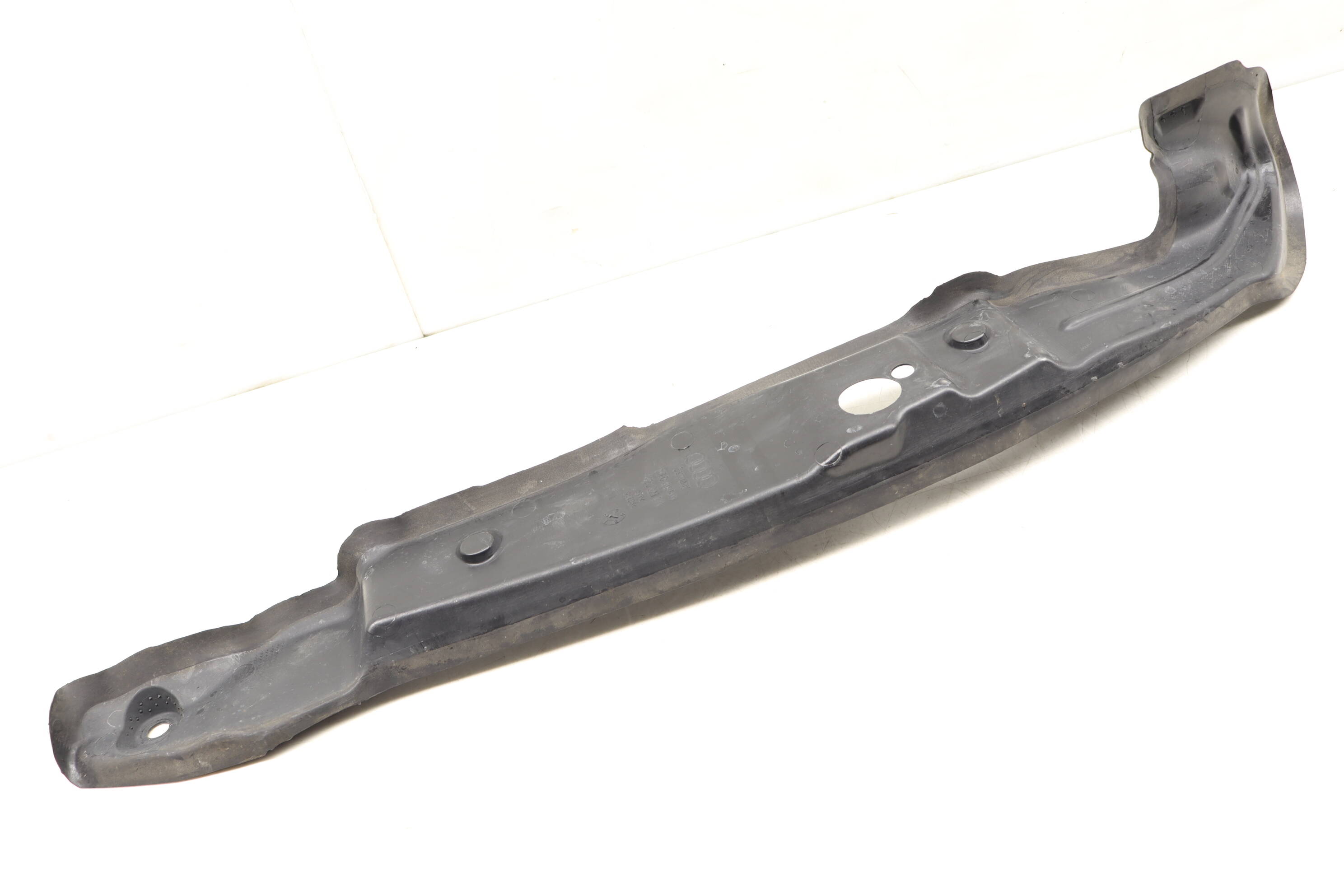 Audi Left Inner Fender End Plate / Cover 4G0821111