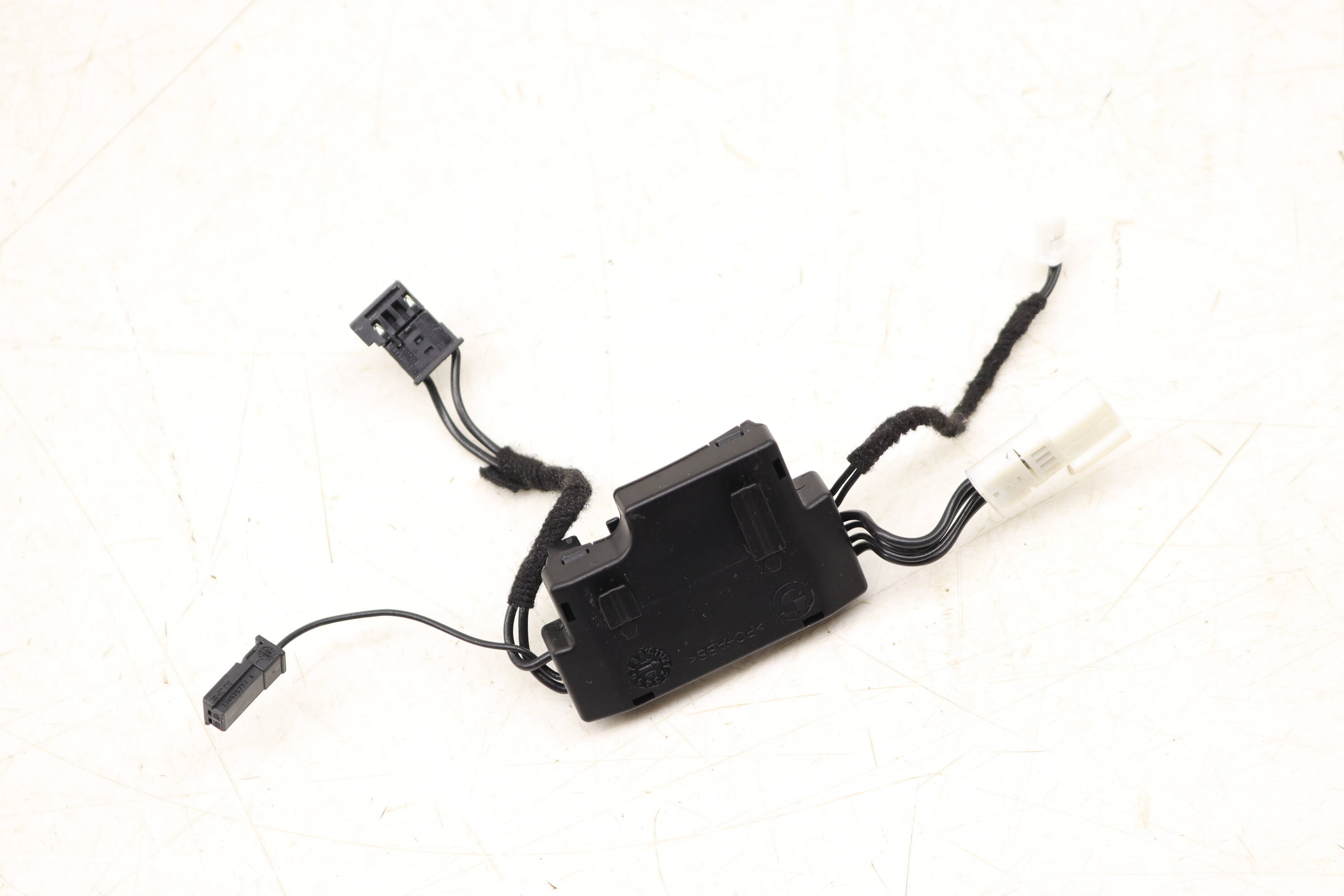 BMW Steering Wheel Heater Module / Heating Sensor 61317849393