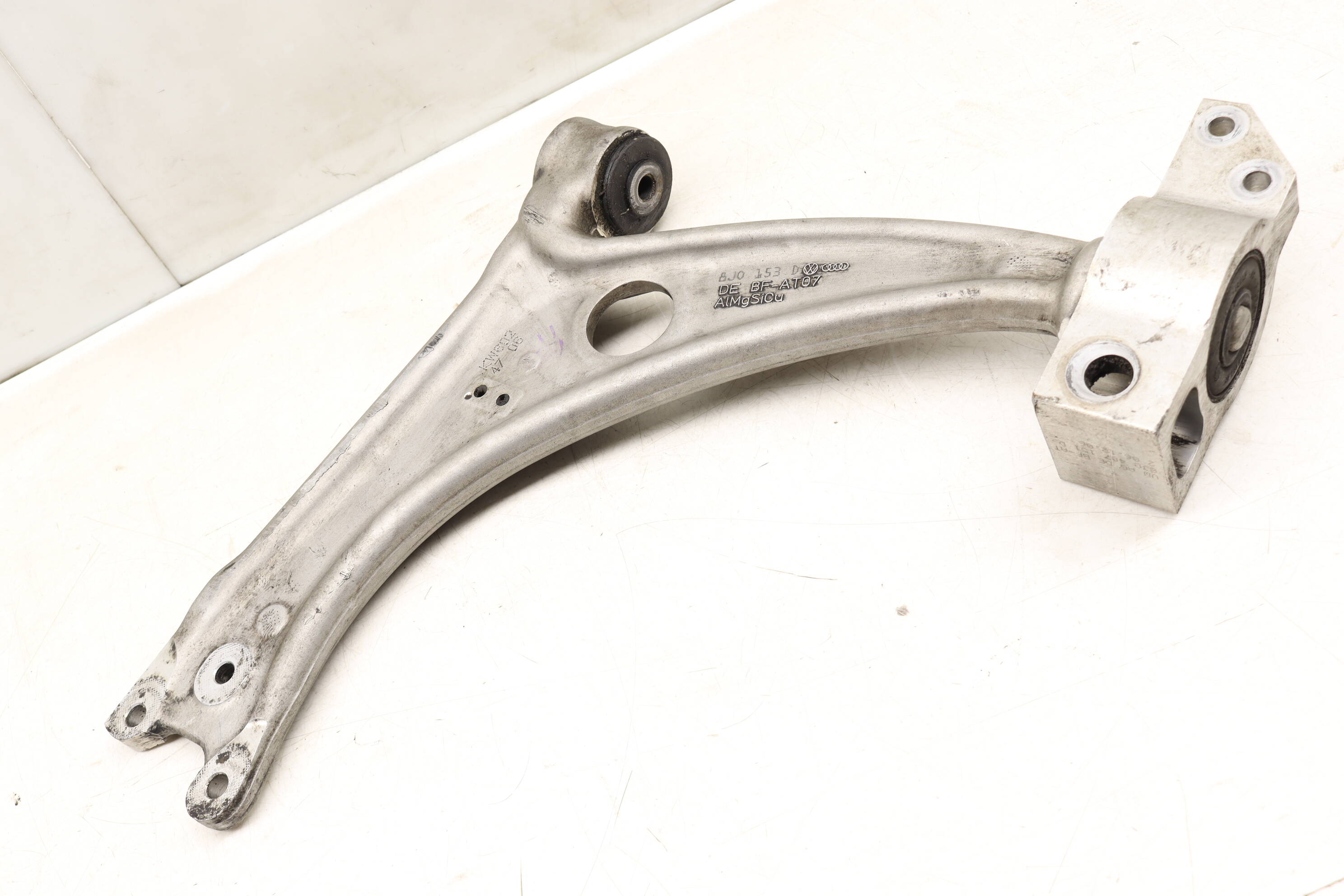 VW Front Stabilizer / Sway Bar End Link 1K0411315R