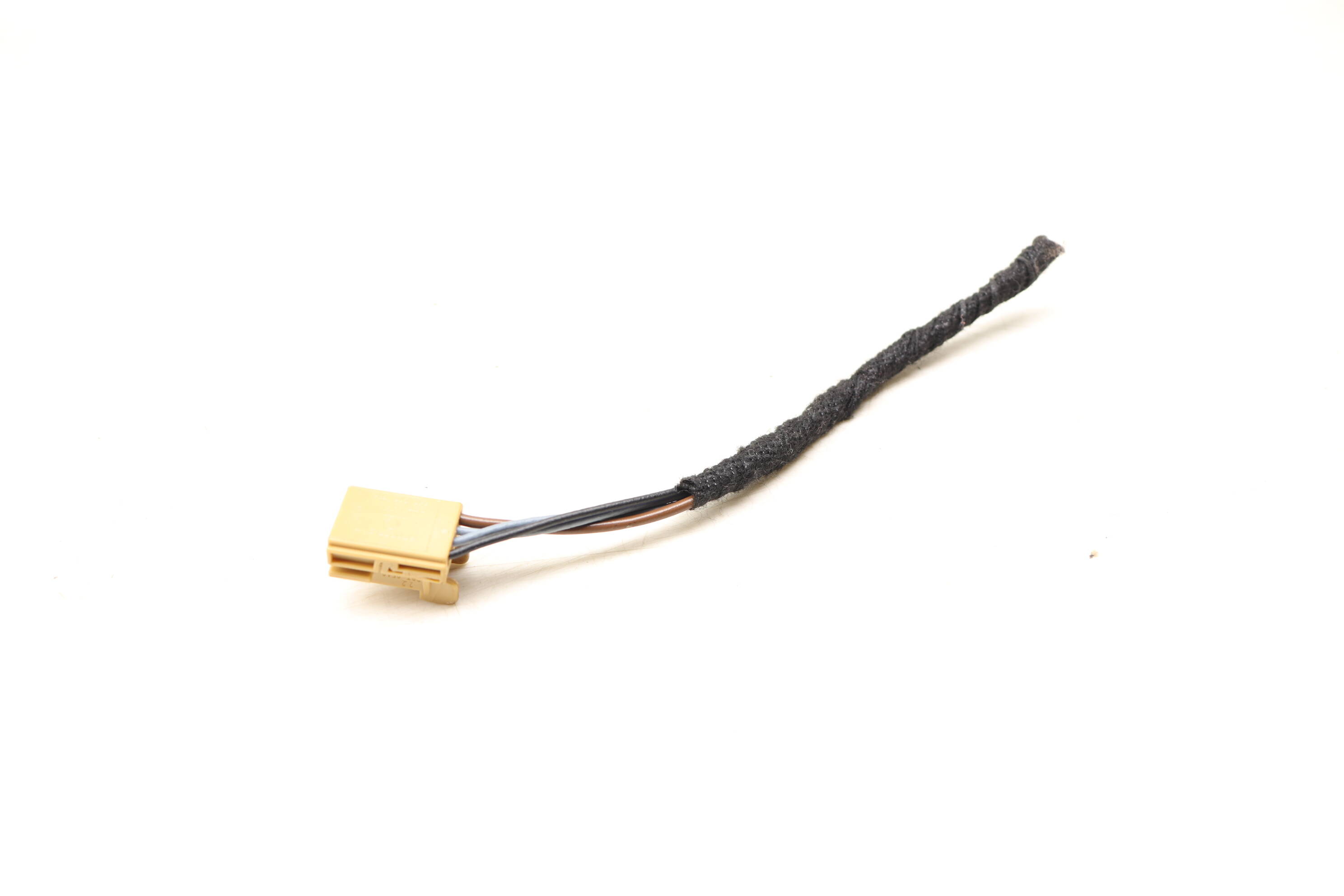 Audi Tail Light / Lamp (Upper) Wiring Connector / Pigtail (Q7)