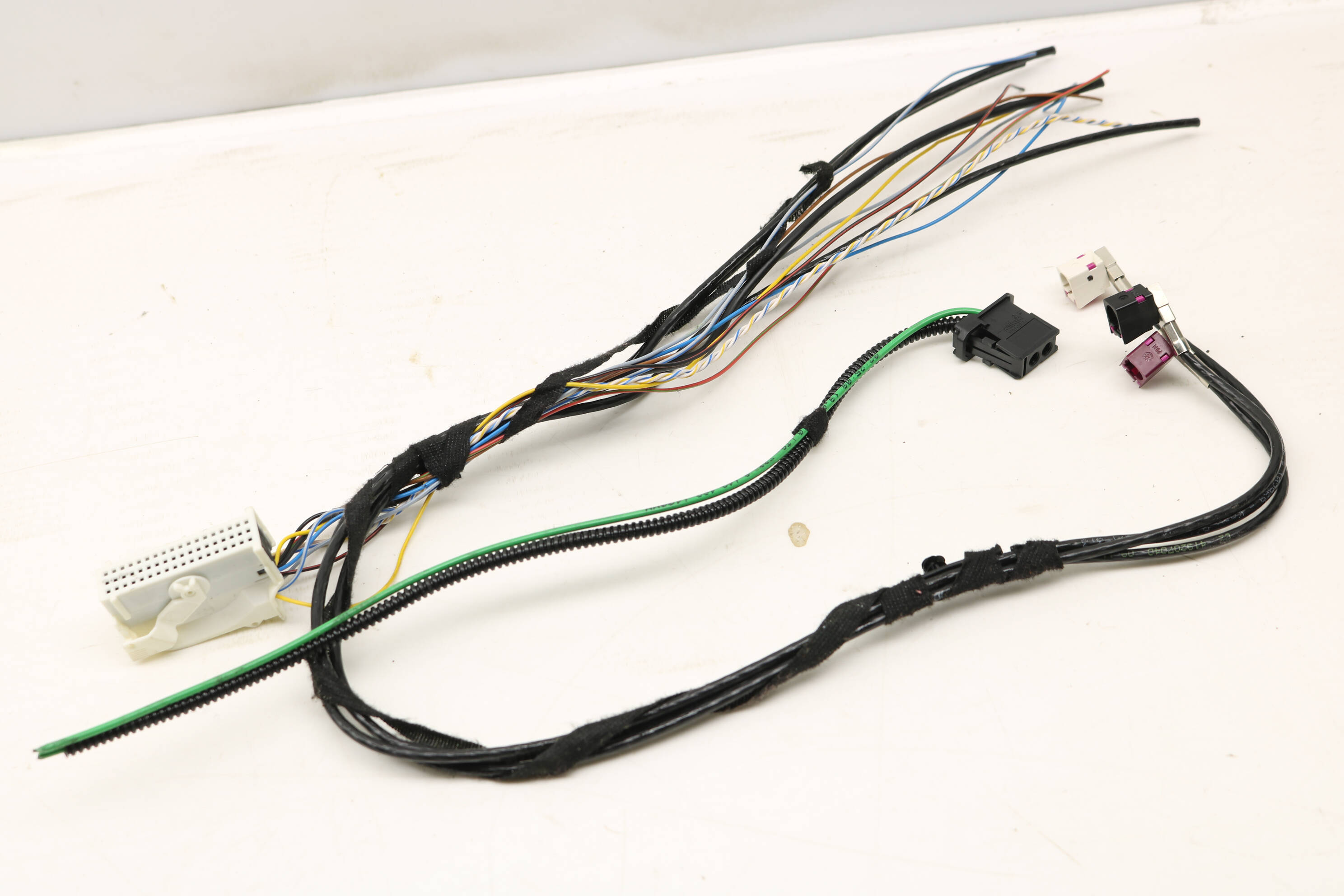 Telematics Bluetooth Module Wiring Harness Connector / Pigtail