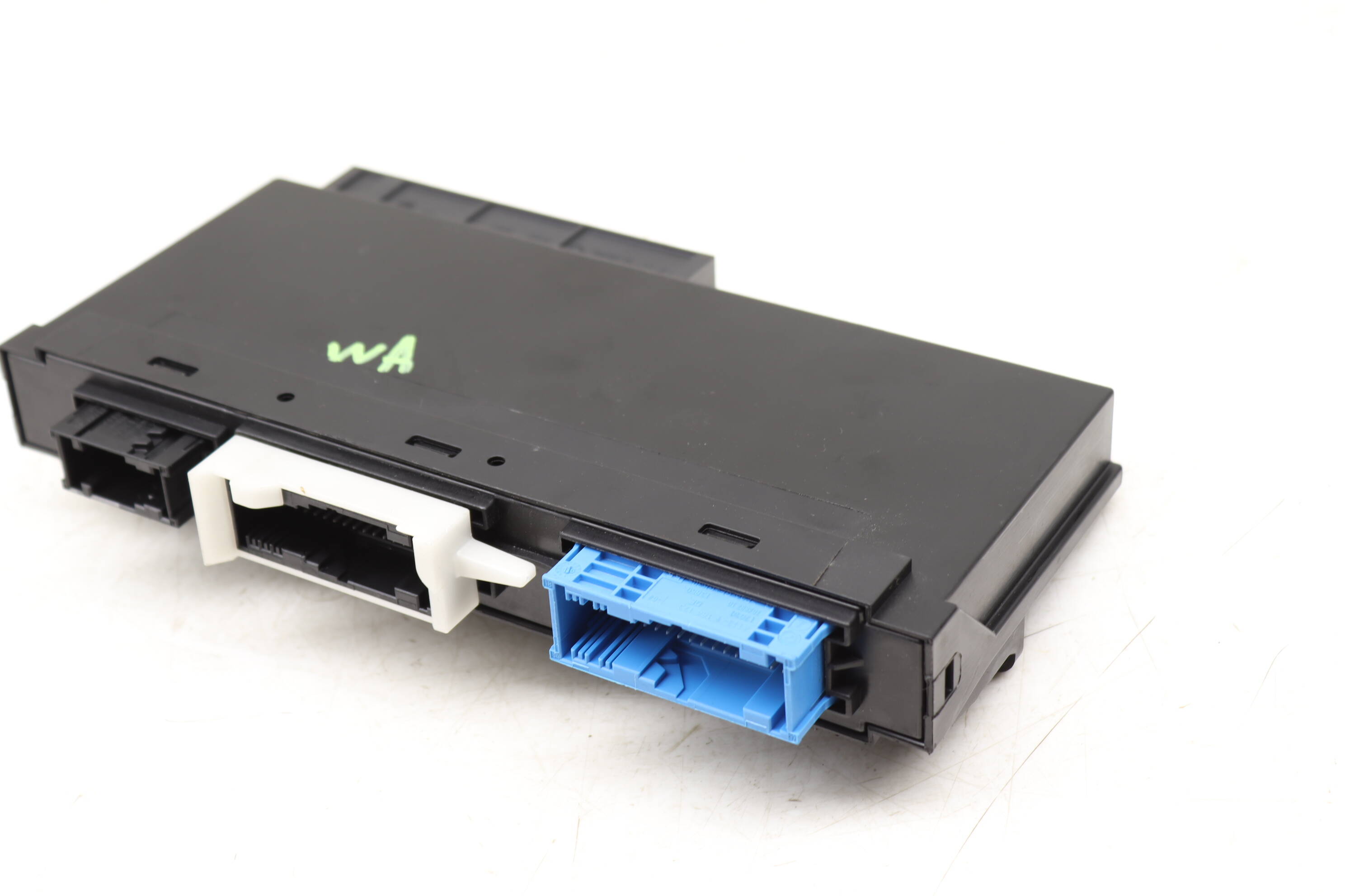 BMW Electronic Junction Box / Body Control Module / Bcm