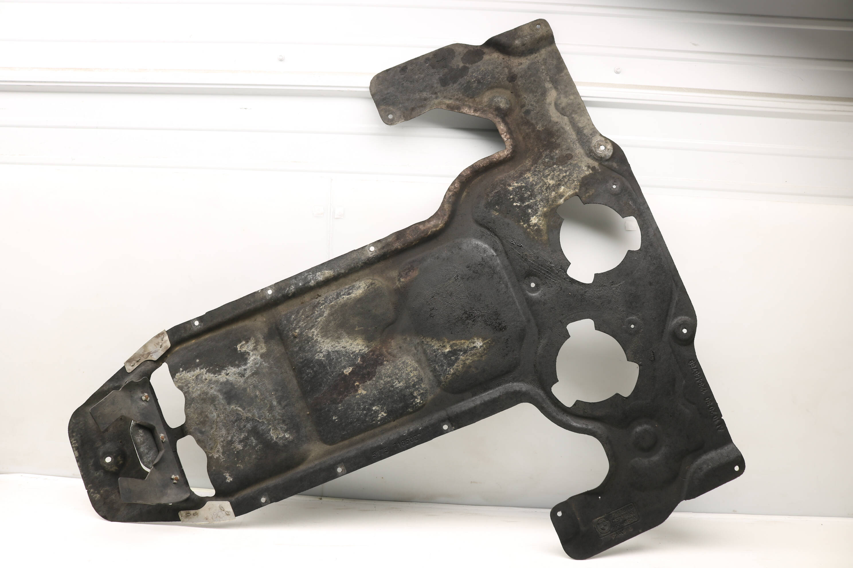 BMW Skid Plate / Underbody Shield (Center) 51757185027