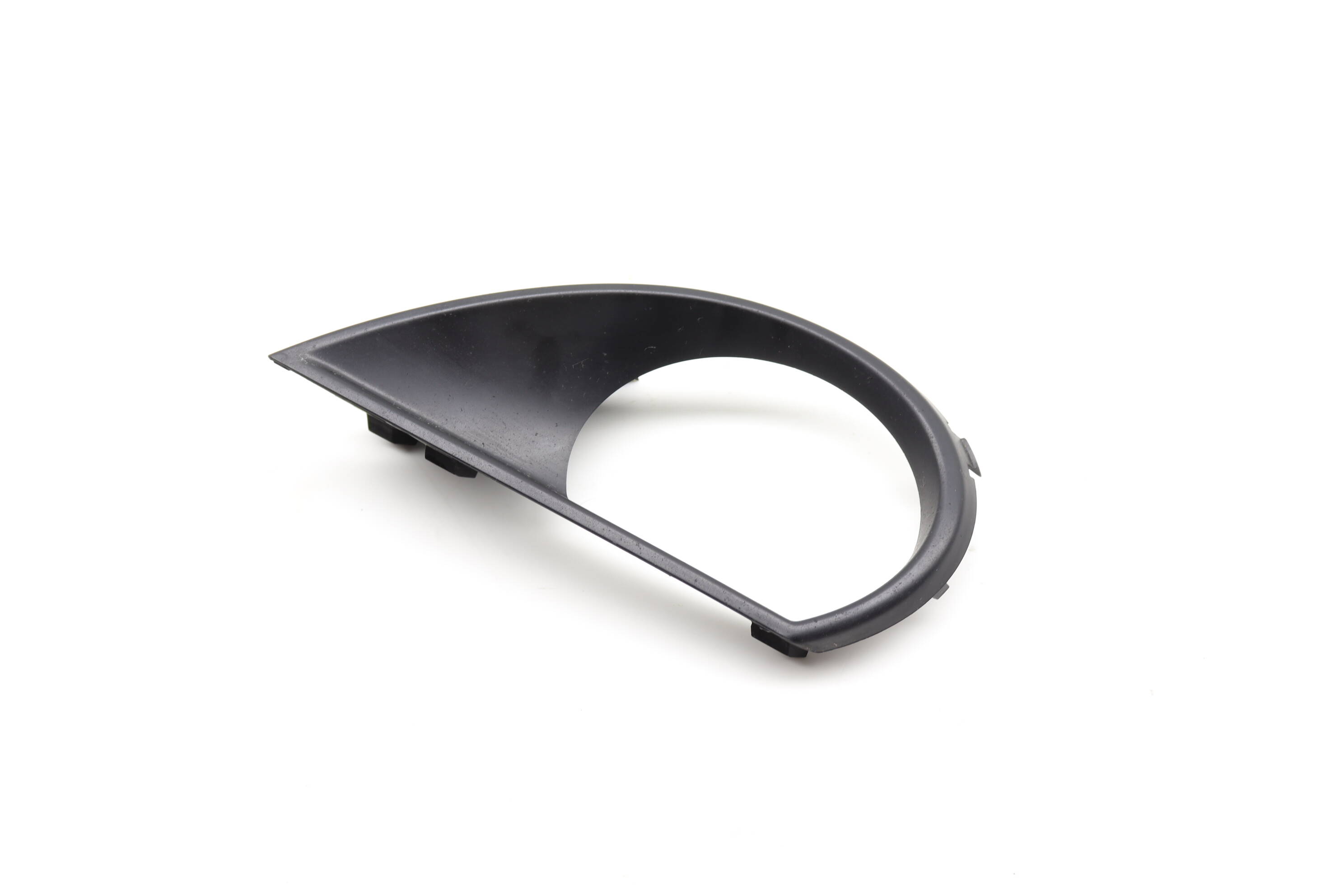 Audi Right Fog Light Trim / Bezel (Q7) 4L0807490A