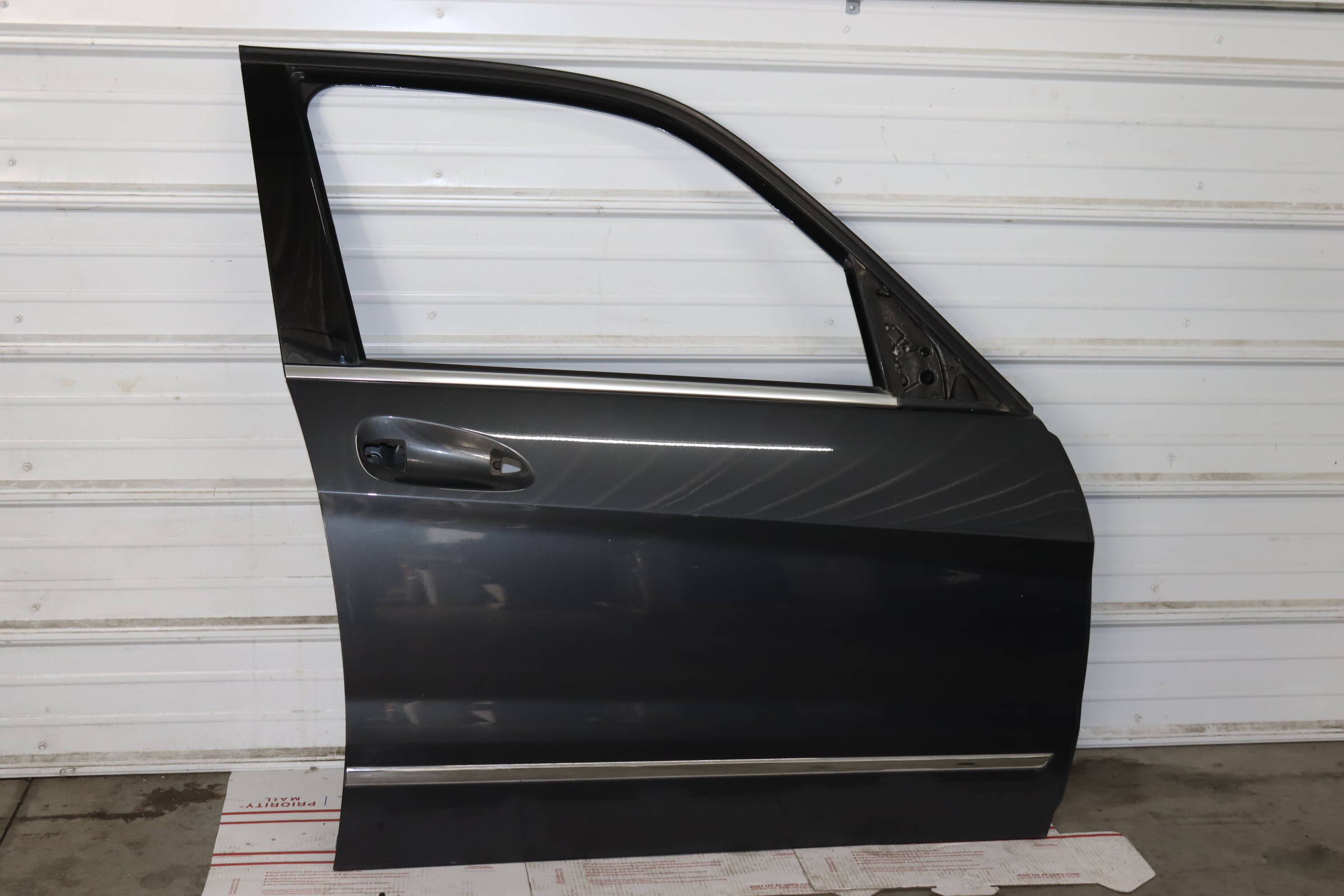 Mercedes-Benz Front Right Door Shell / Skin / Frame 2047205400