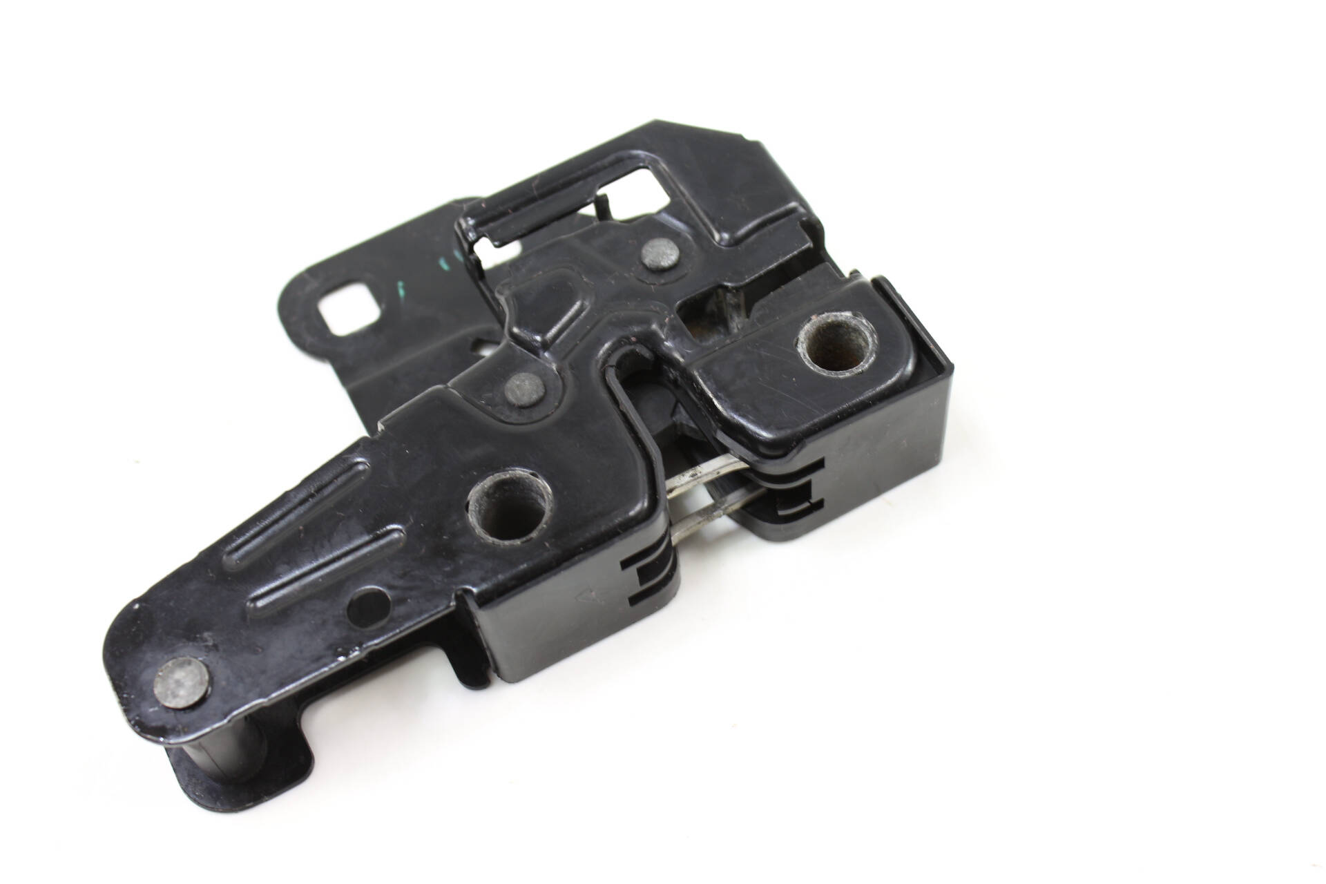 Audi Lower Hood Latch / Lock (A4, A4 Quattro, RS4, S4) 8E0823509D