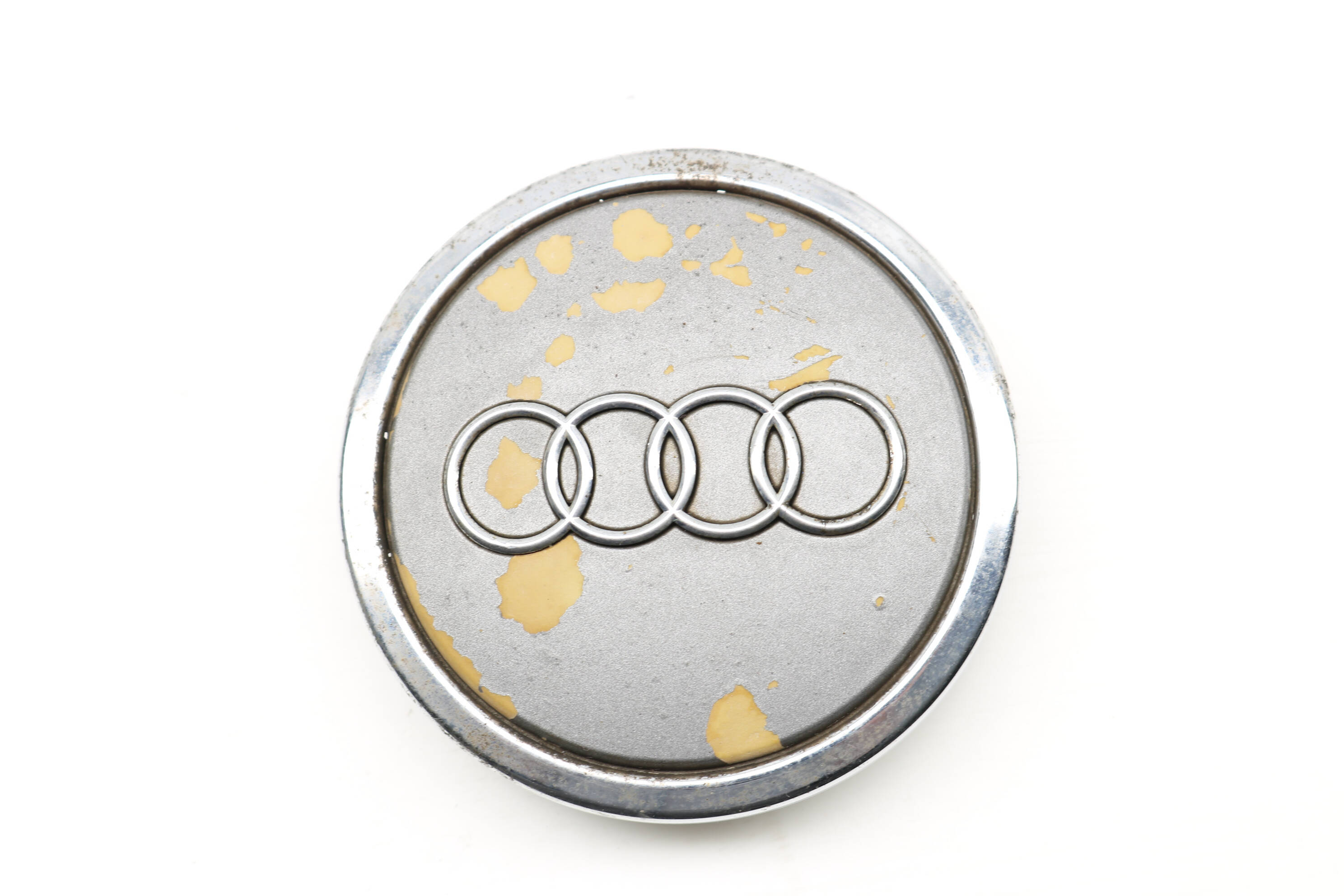 Audi Wheel Center Cap 4B0601170A
