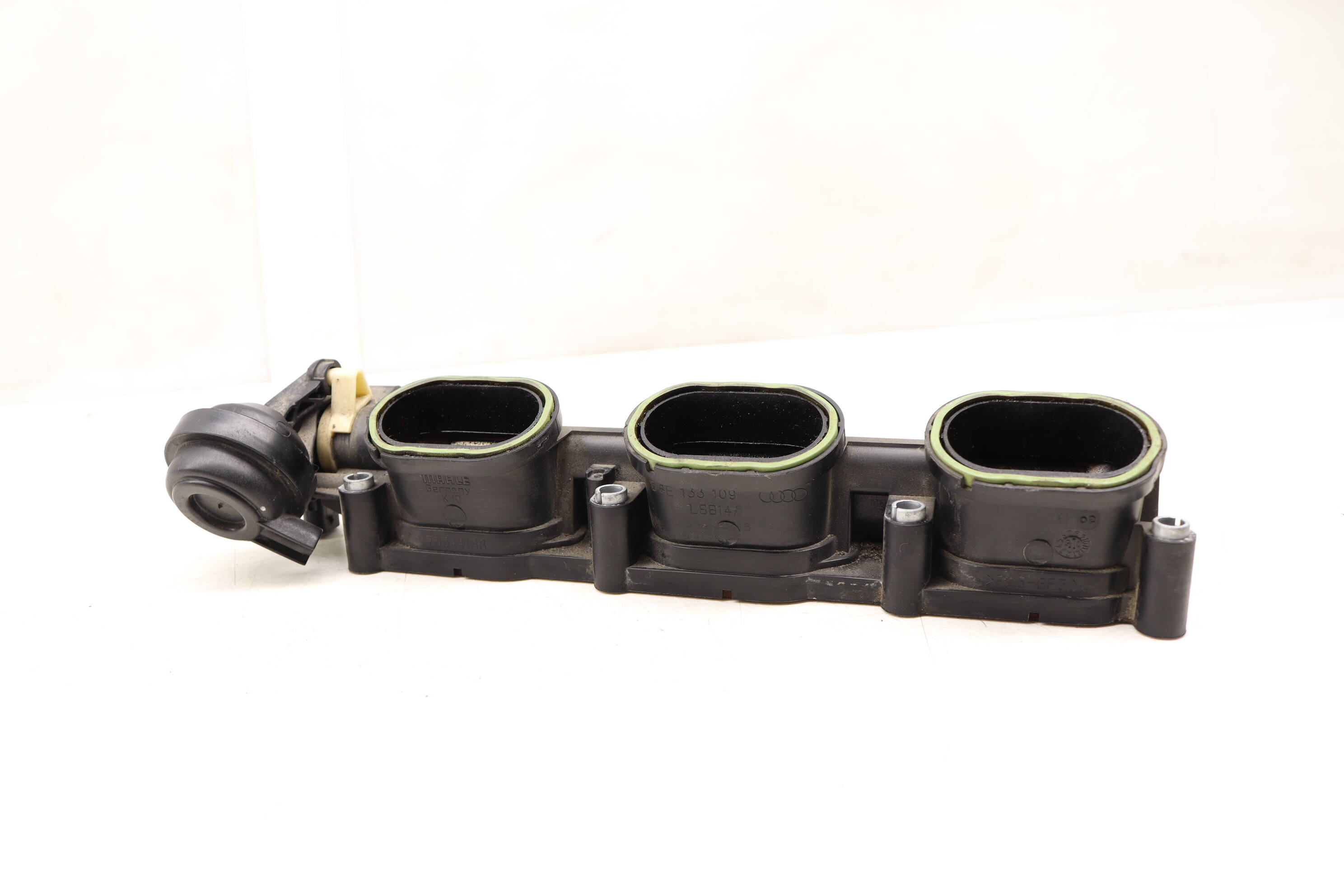 Audi Lower Intake Manifold Air Distribution Housing 06E133109AS