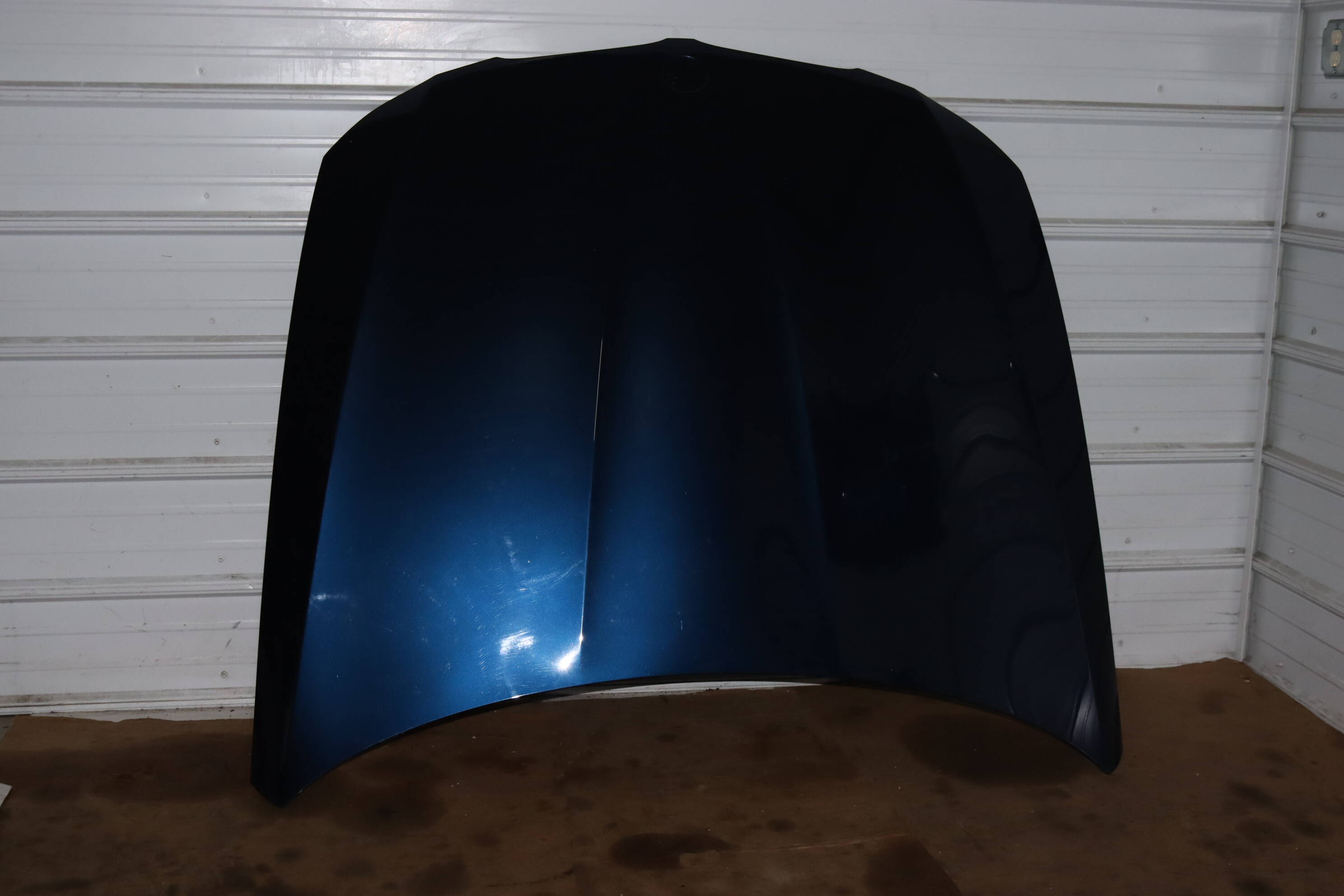 BMW Hood (335i, 328i xDrive, 328i, 335i xDrive, 335d) 41617153940