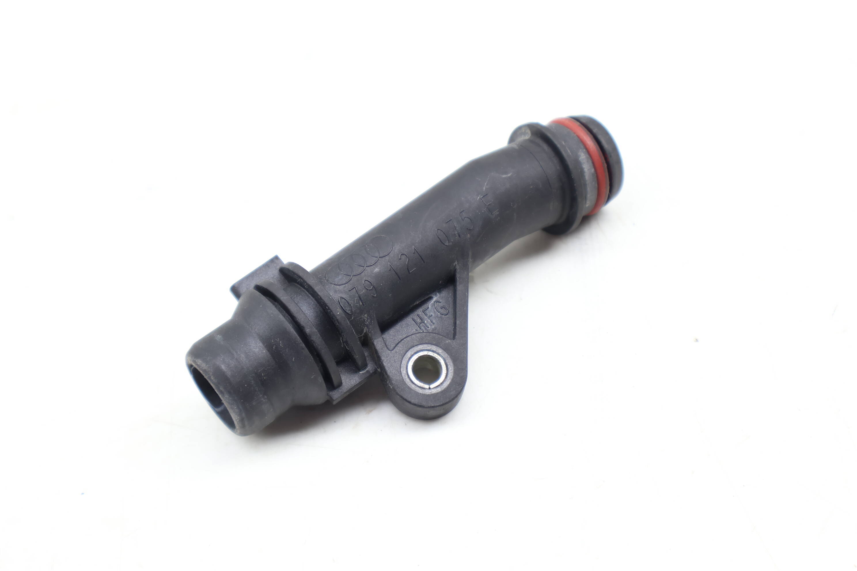 Audi Coolant Hose / Tube (A8 Quattro, S7, S6, RS7, S8) 079121075E