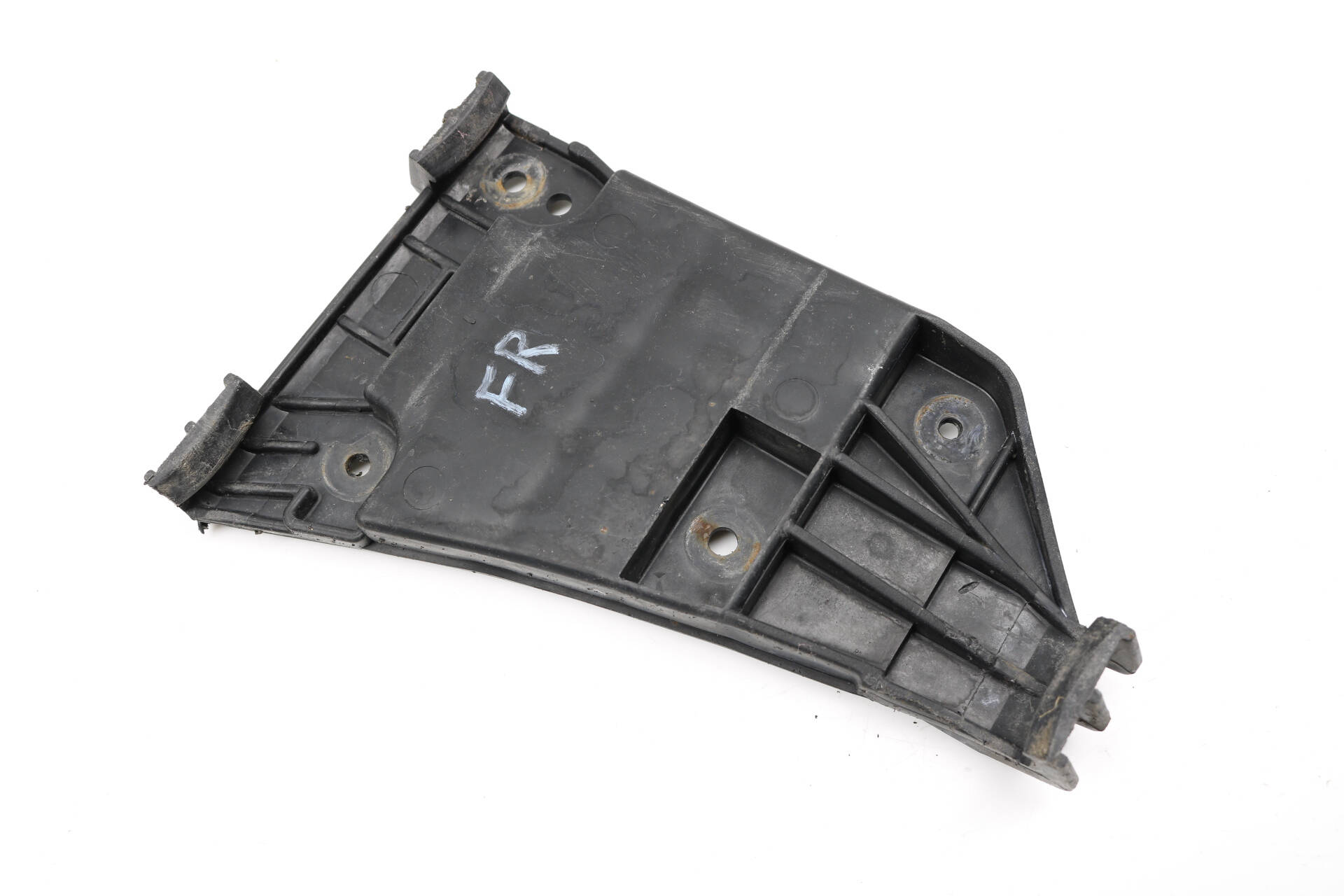 FRONT RIGHT - BUMPER GUIDE / BRACKET - AUDI A4 S4 - 8D0807284A
