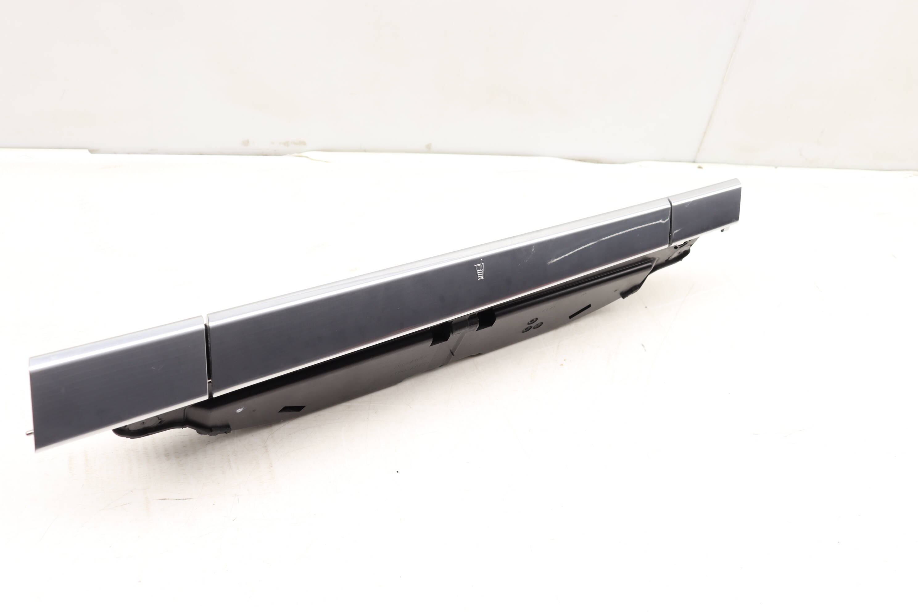 Porsche Dash Cup Holder Assembly (Panamera) 97055239400